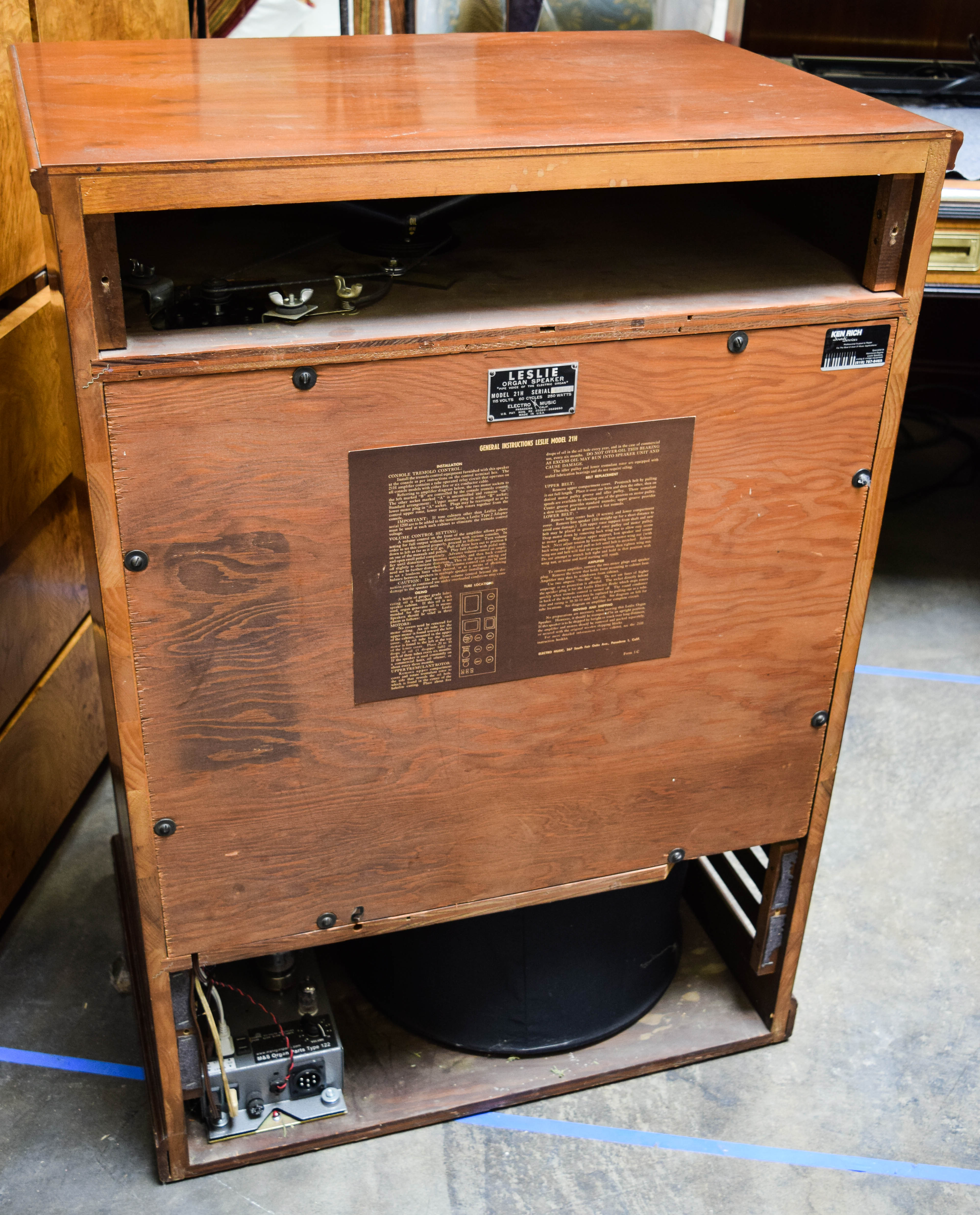 Vintage Leslie Model 21H Organ Speaker | EBTH