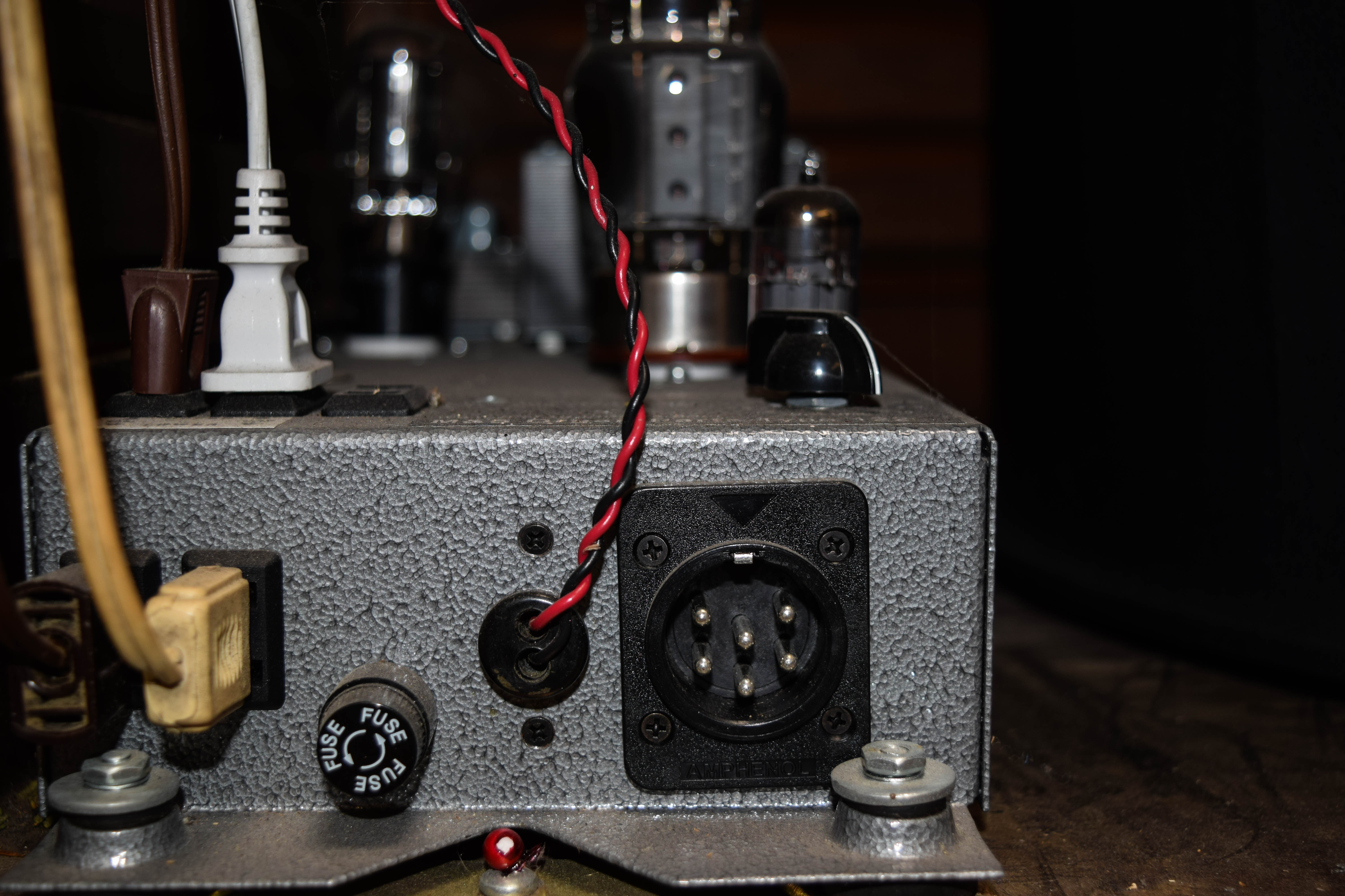 Vintage Leslie Model 21H Organ Speaker | EBTH