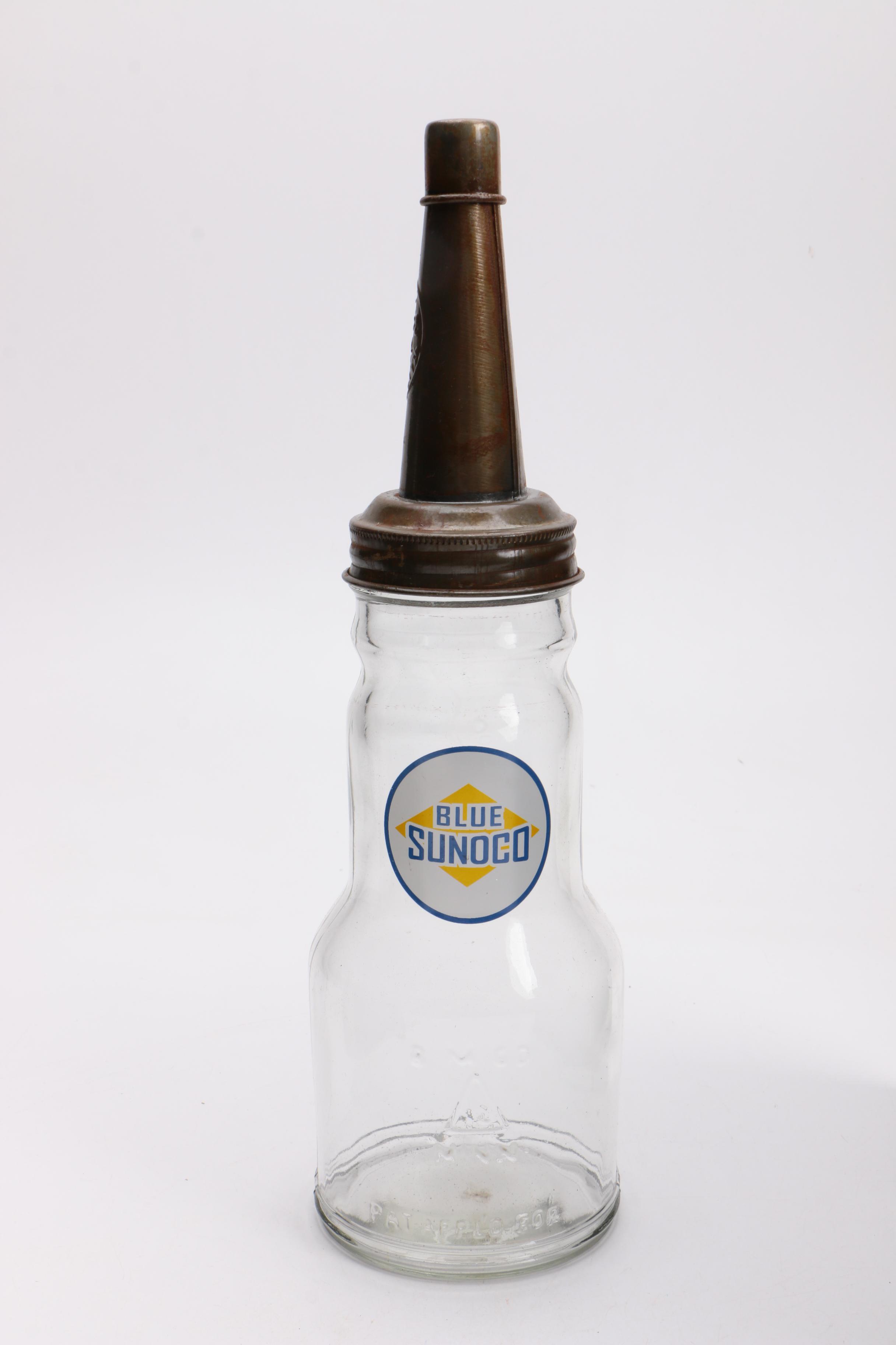 Vintage Motor Oil Bottles In Metal Carrying Case | EBTH