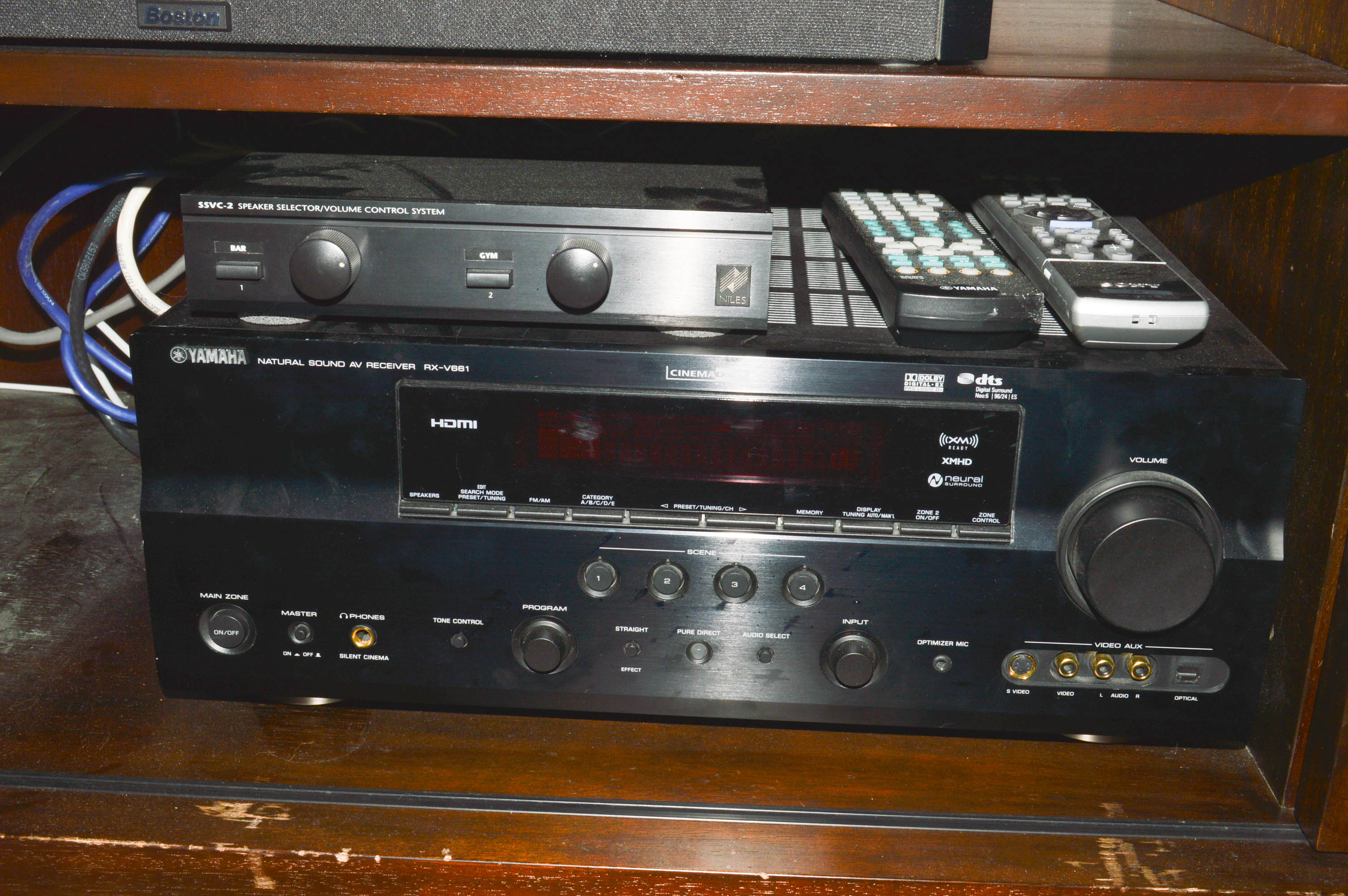 Sony SXRD 60-Inch Projection Television, Audio Components and Arhaus ...