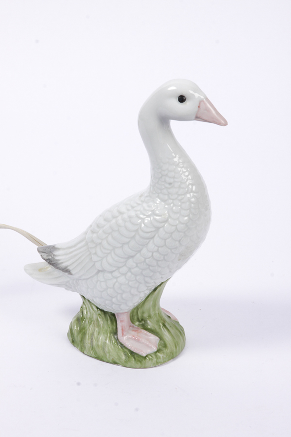 Hand-Painted Porcelain Goose Lamp | EBTH
