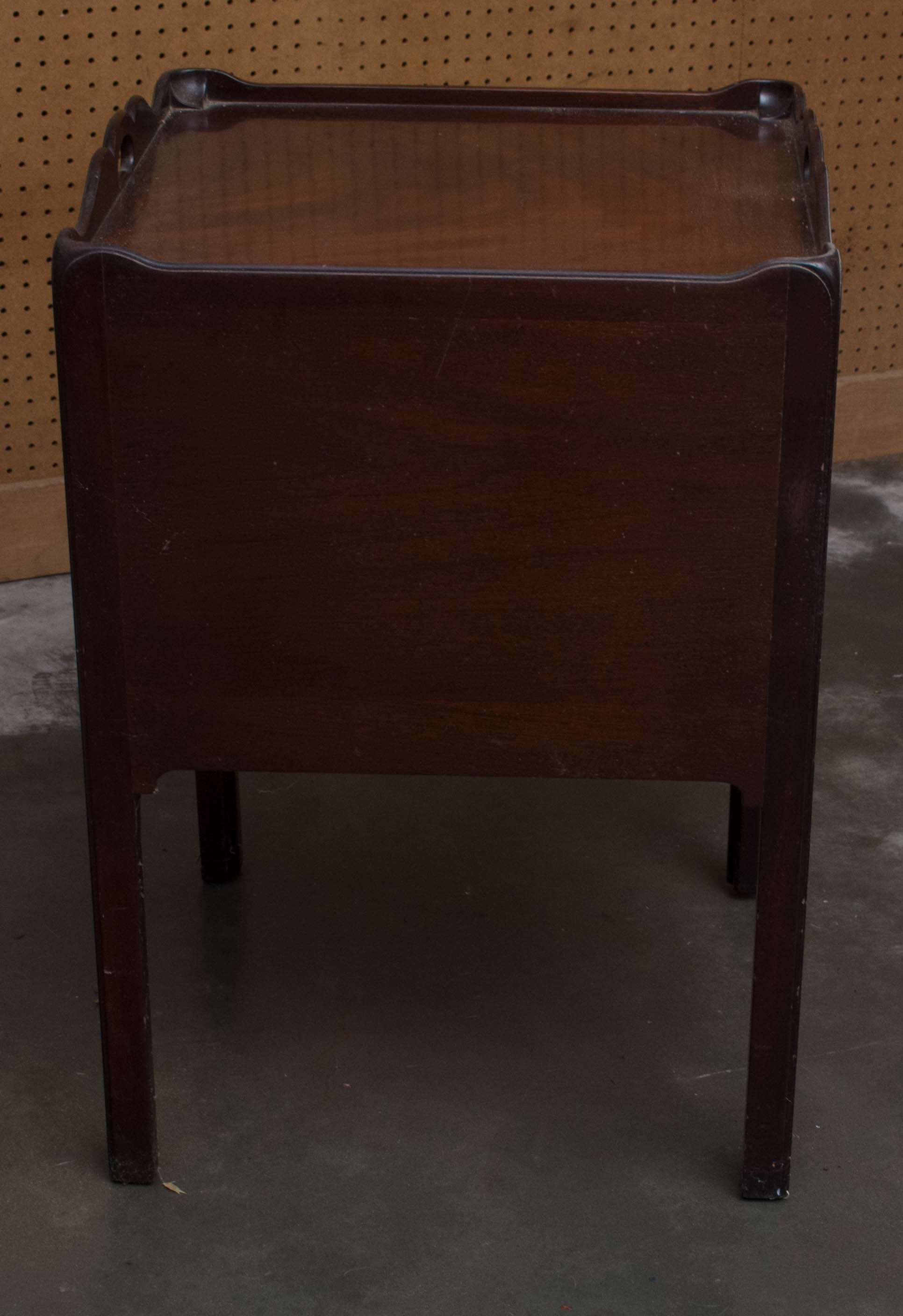 Vintage Chippendale Style Mahogany Commode Side Table | EBTH