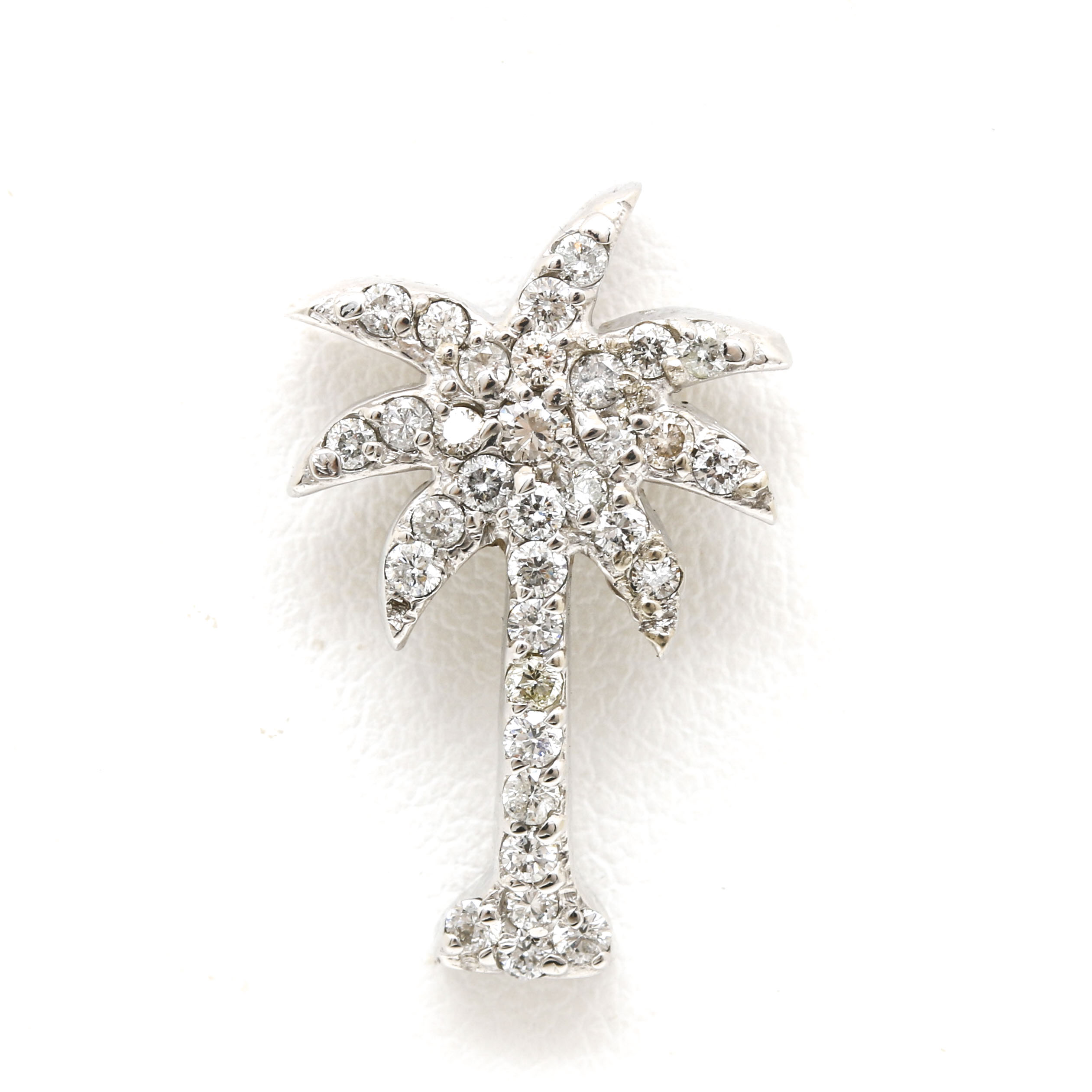 14K White Gold Diamond Palm Tree Pendant | EBTH