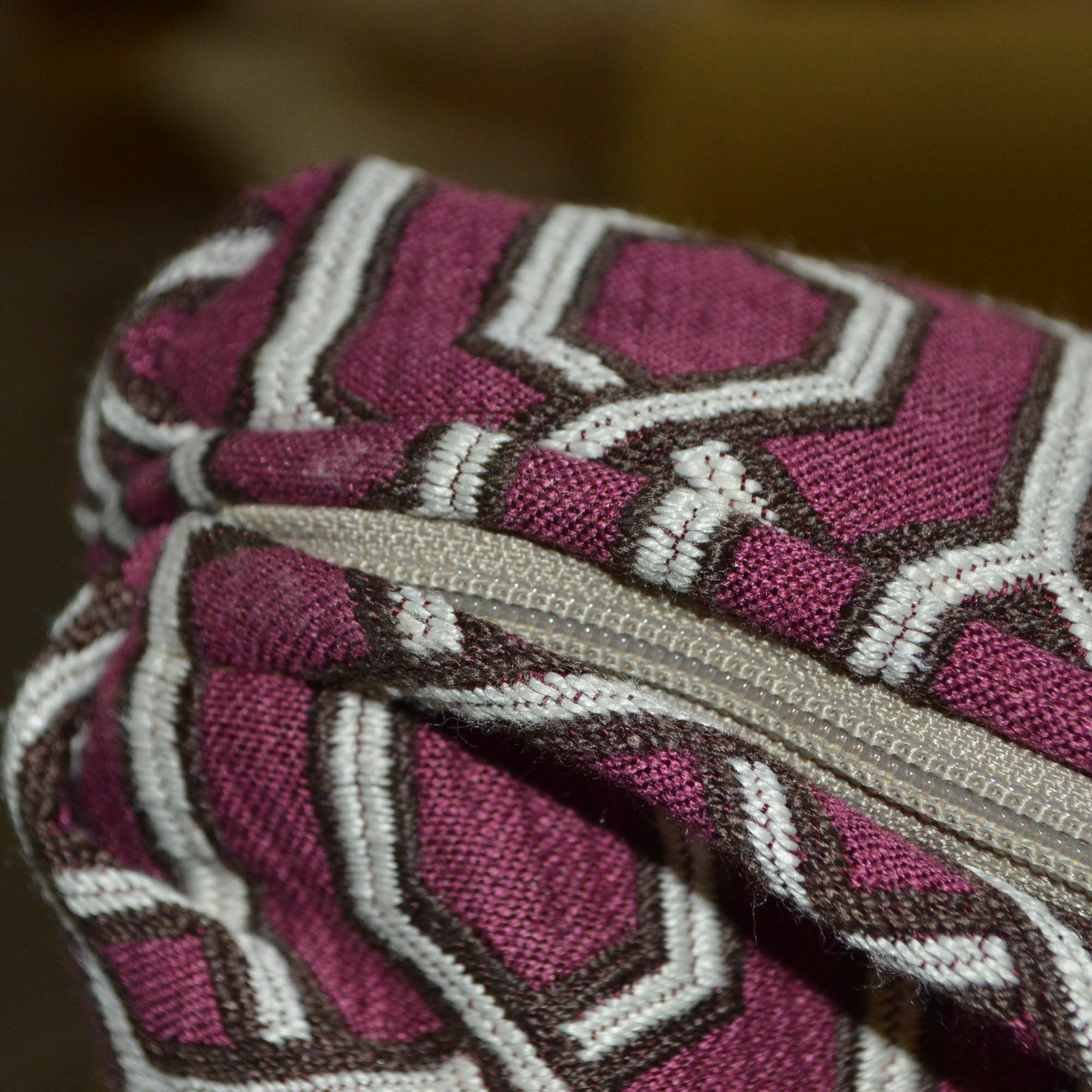 Bernhardt Modern Throw Pillows | EBTH