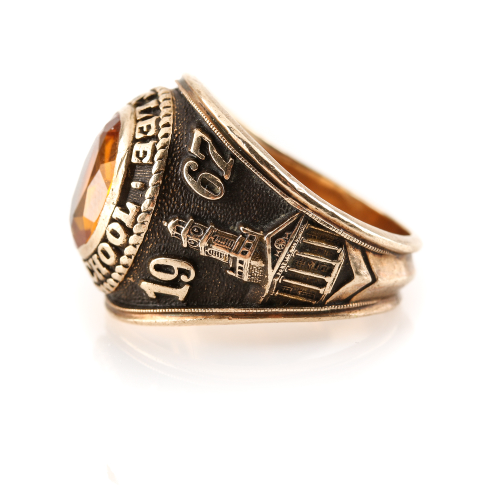 10K Yellow Gold Sapphire Class Ring | EBTH