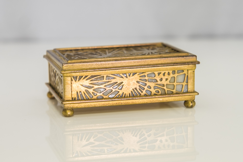 Tiffany Studios Pine Needle Box | EBTH