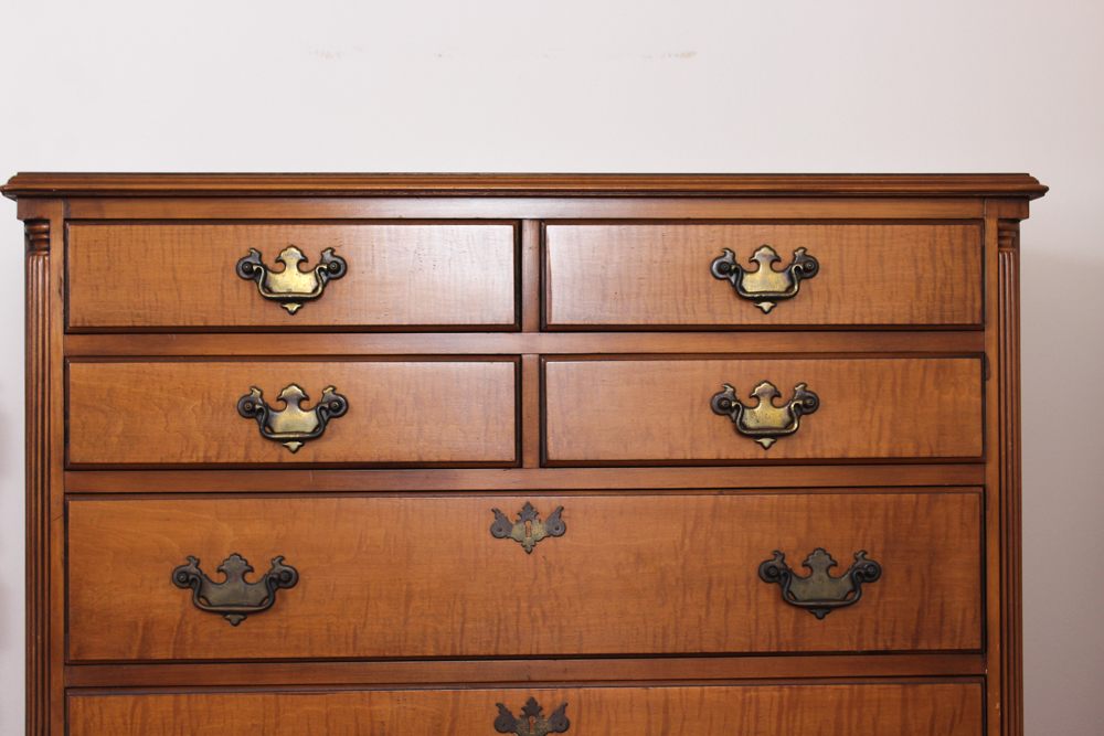 Maple Wood Dresser | EBTH