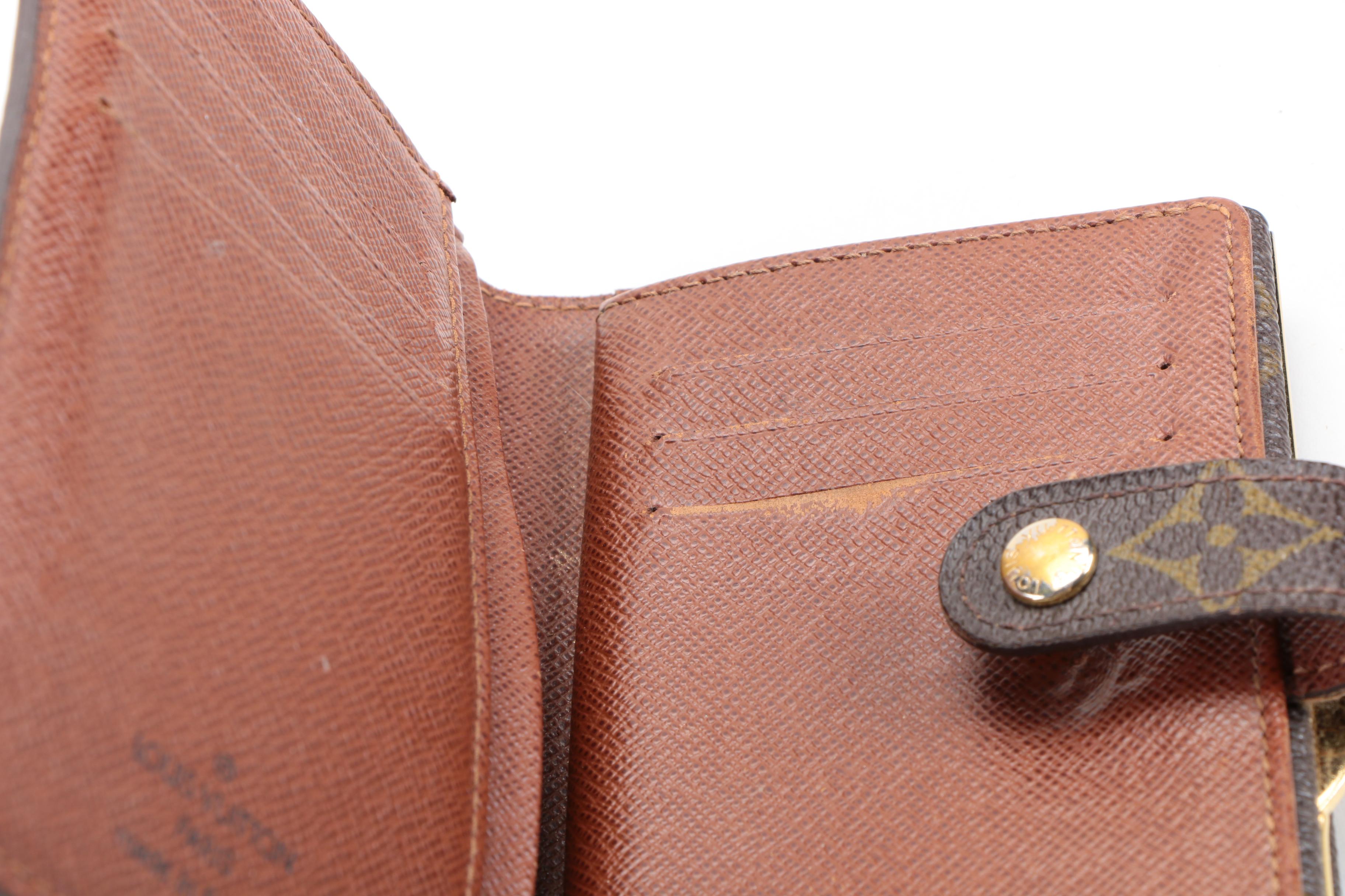 Louis Vuitton Monogram Kiss Lock Bifold Wallet | EBTH