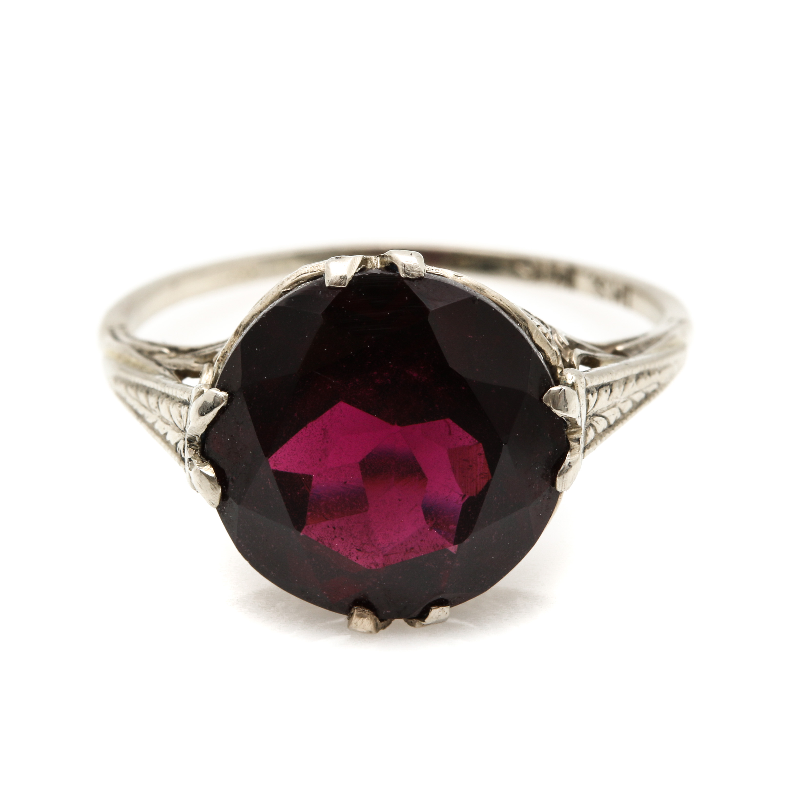 14K White Gold Rhodolite Garnet Ring | EBTH