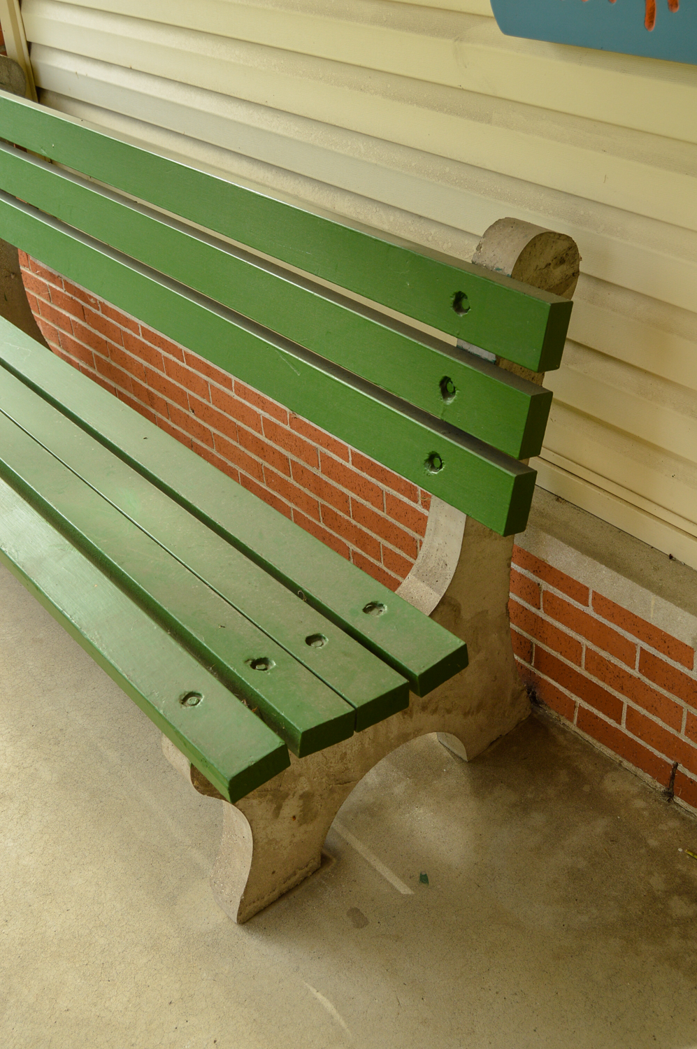 Park bench | EBTH