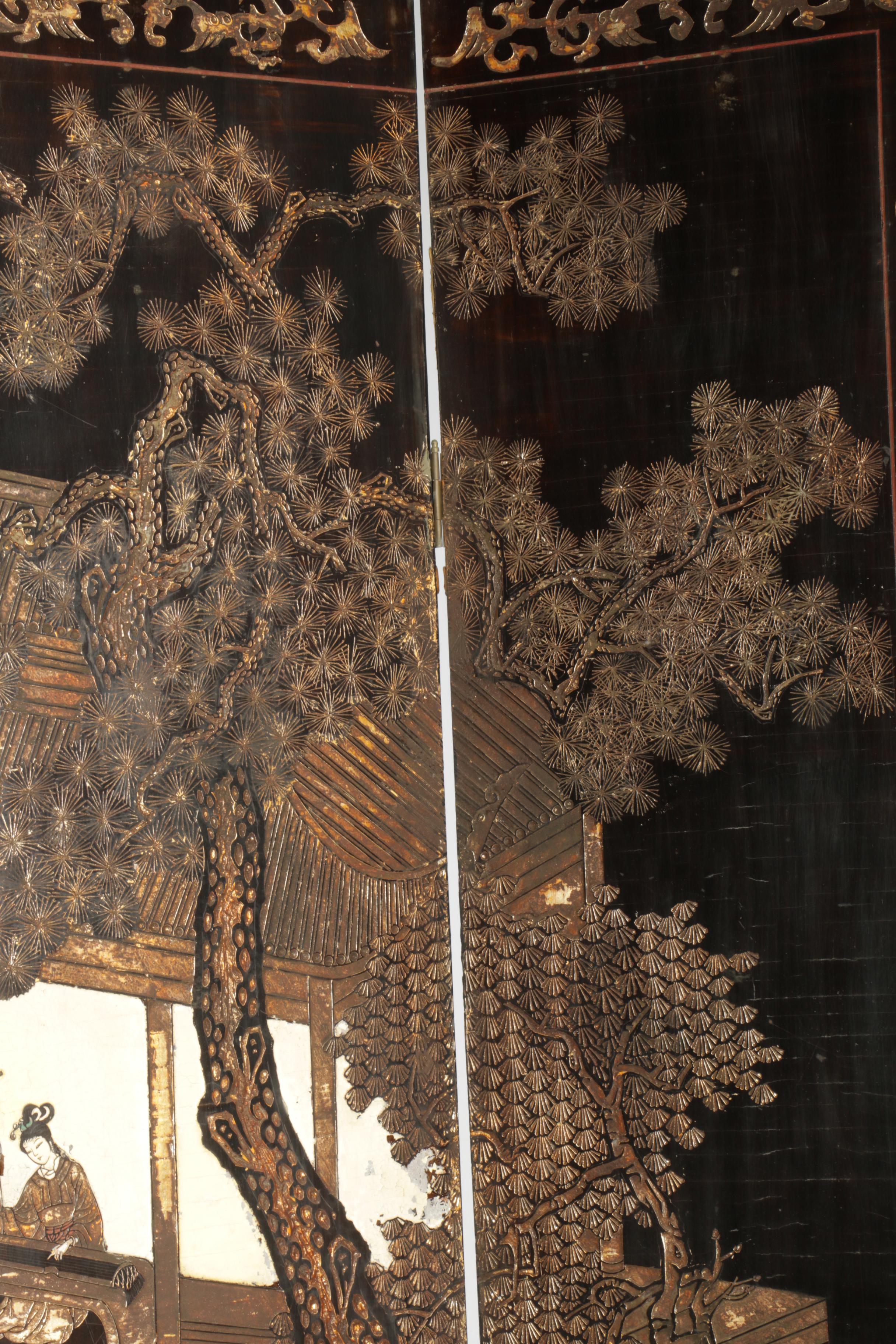 Asian Style Room Divider with Painted Embellishments | EBTH