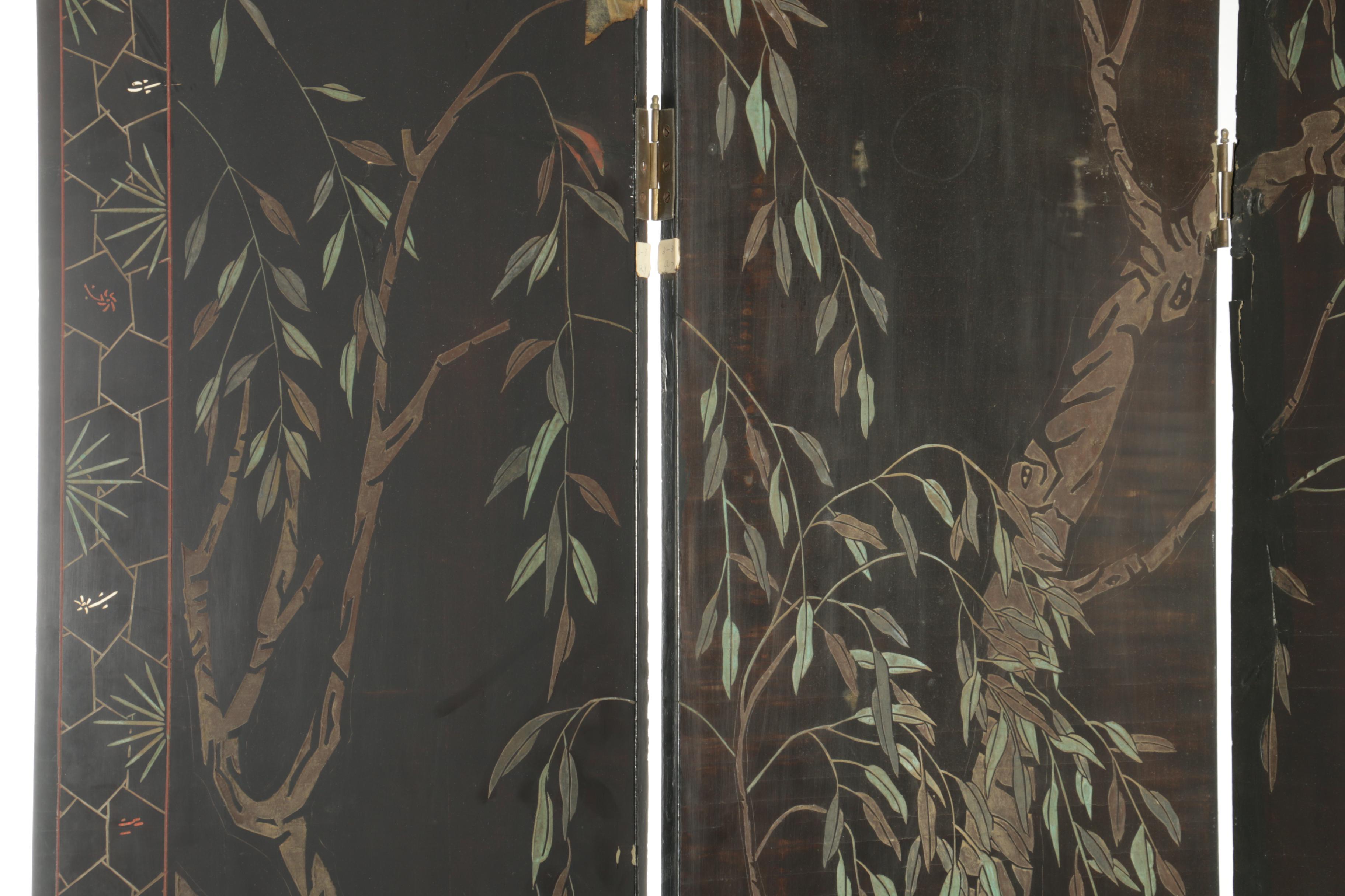 Asian Style Room Divider with Painted Embellishments | EBTH