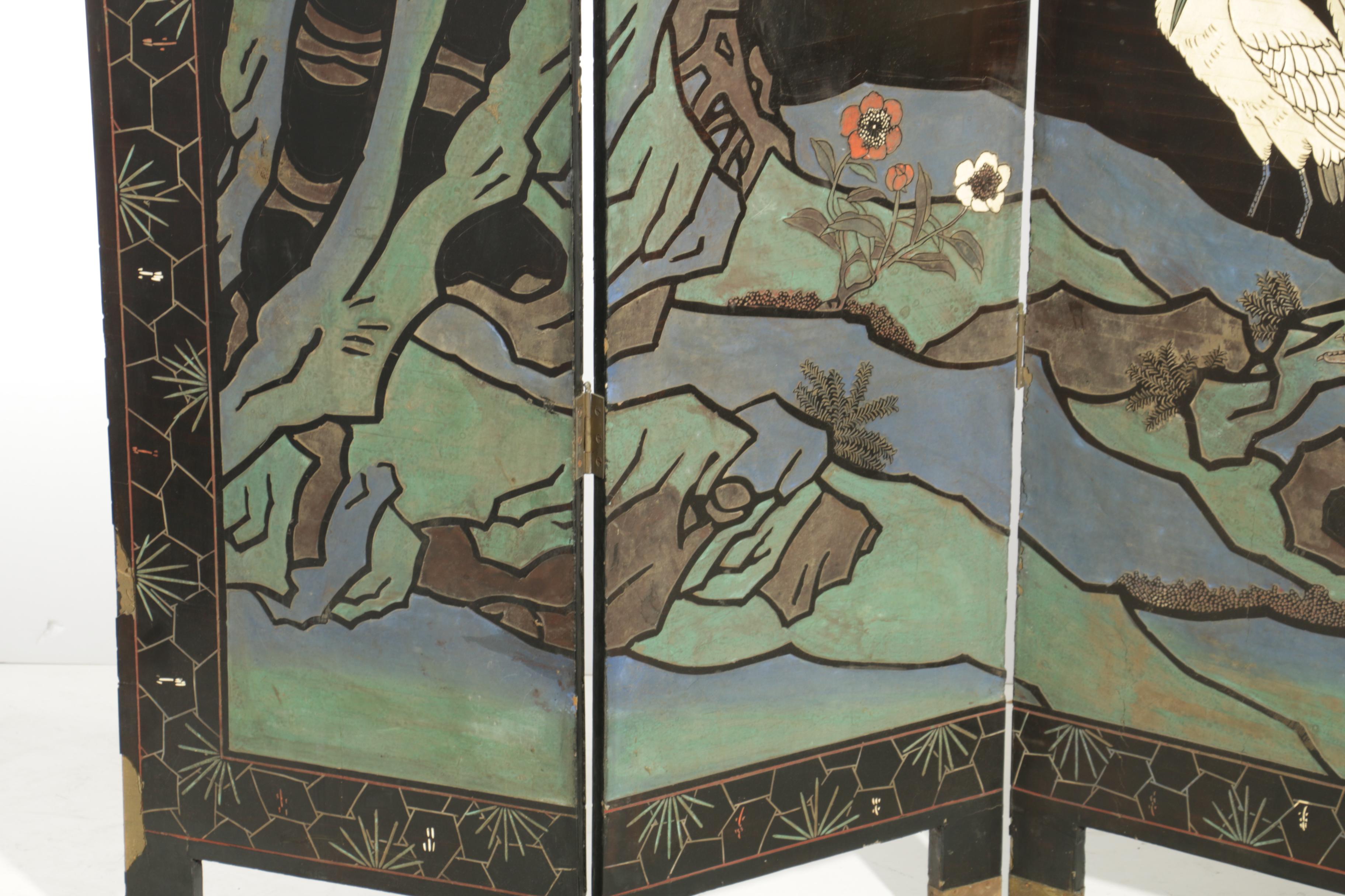 Asian Style Room Divider with Painted Embellishments | EBTH