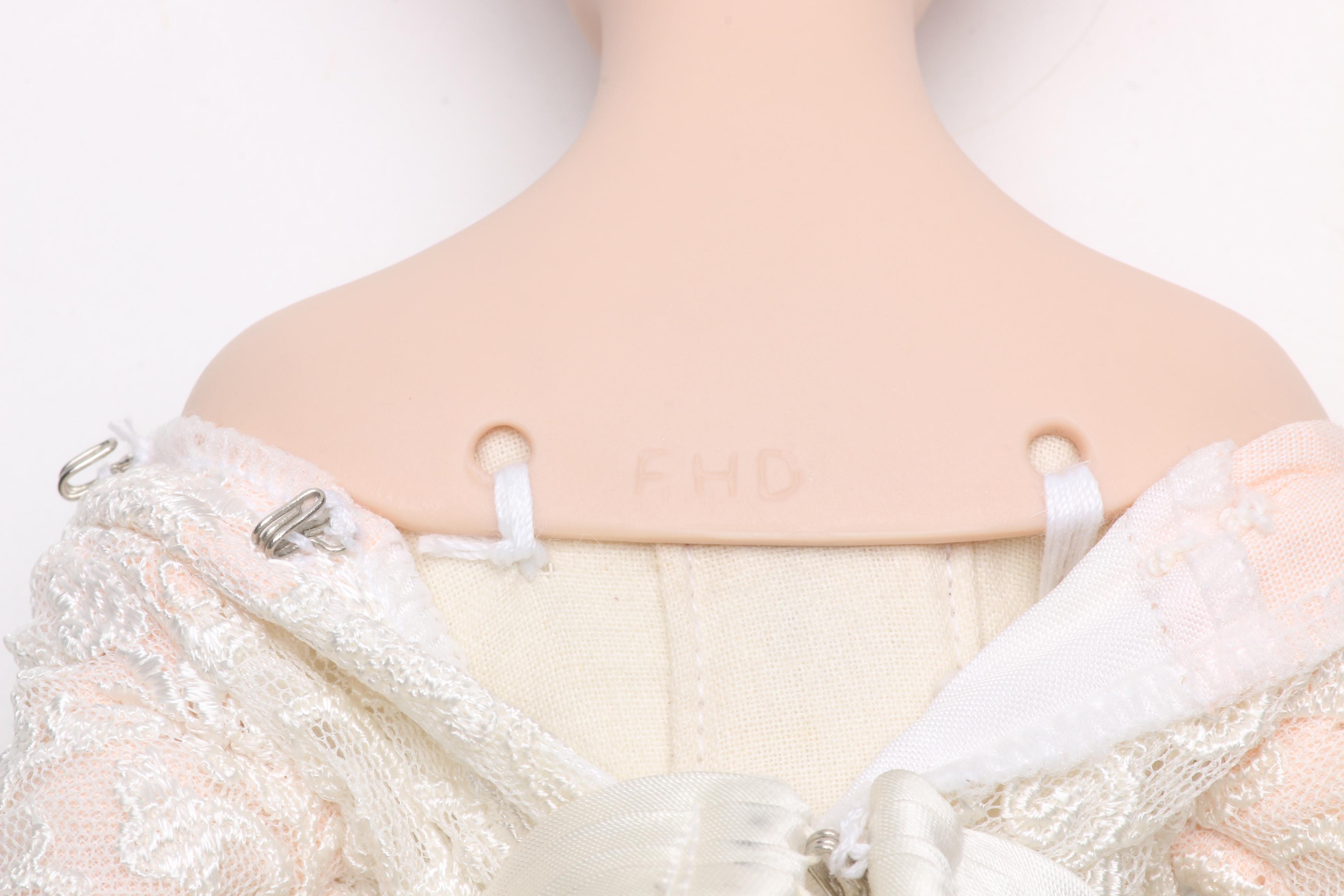 Franklin Mint "Grace Kelly" Bride Doll | EBTH