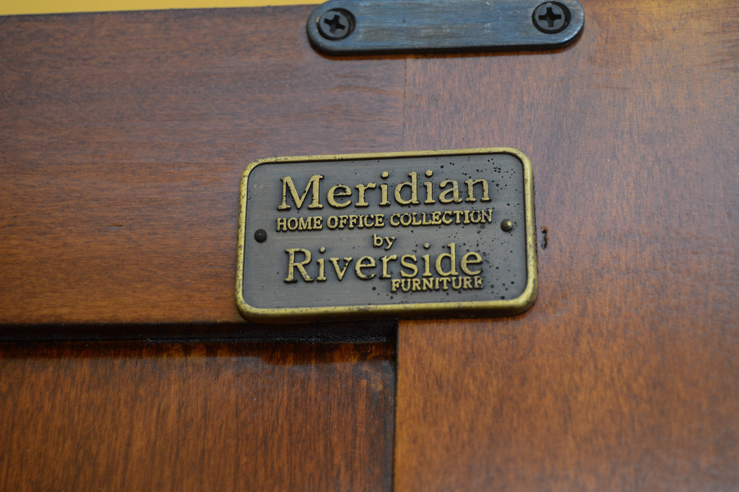 Riverside Furniture "Meridian" Home Collection Workstation with Hutch ...