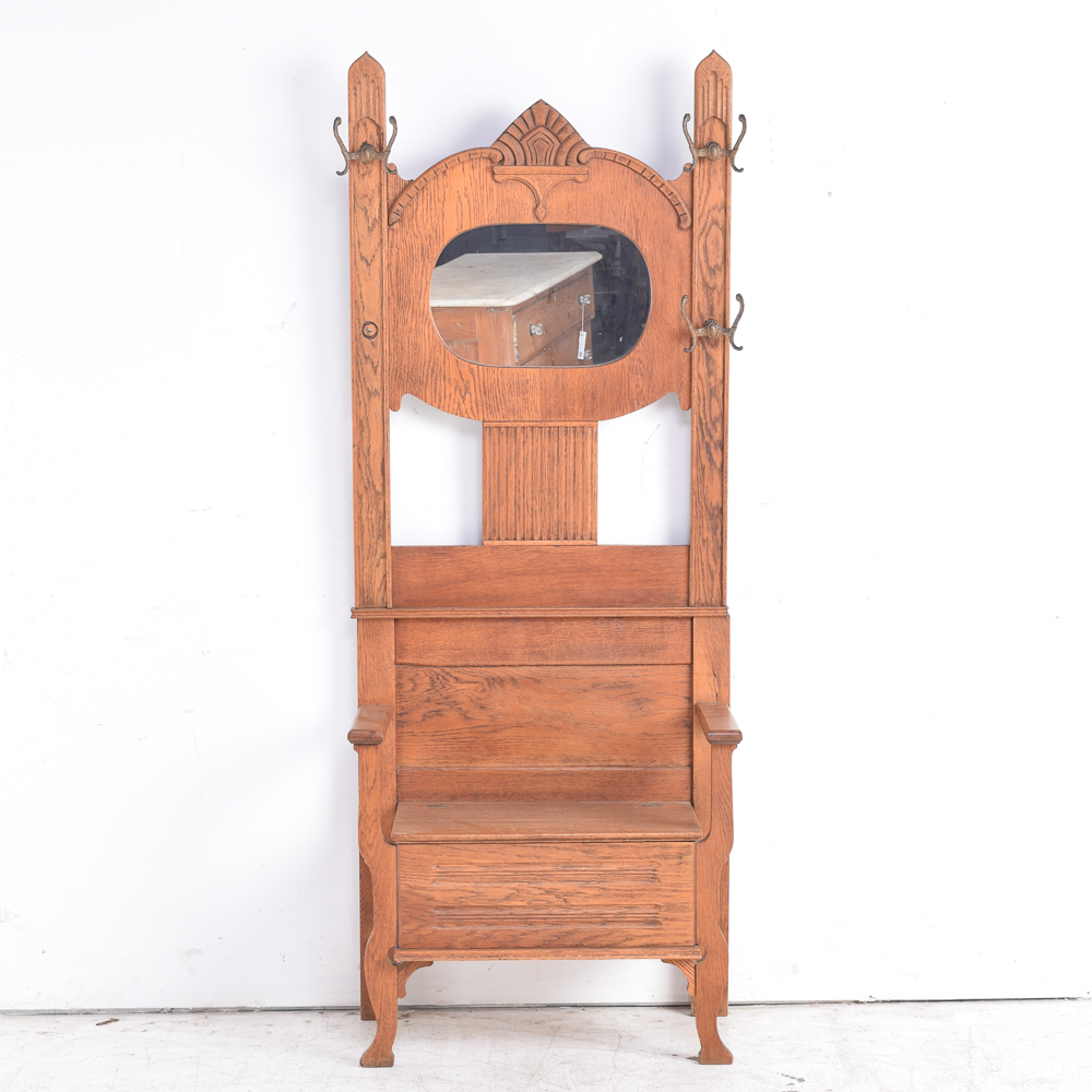 Antique American Neo-Gothic Oak Hall Tree. | EBTH