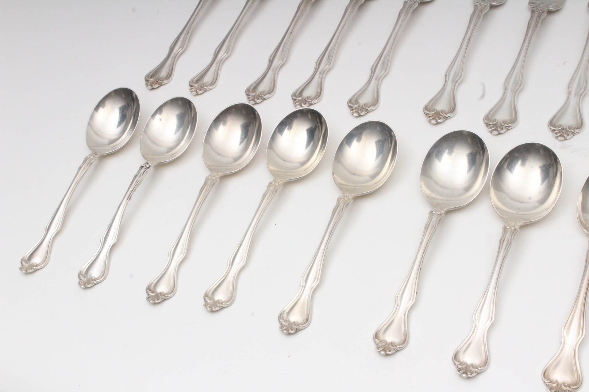 Westmoreland Sterling Silver "George and Martha" Flatware | EBTH