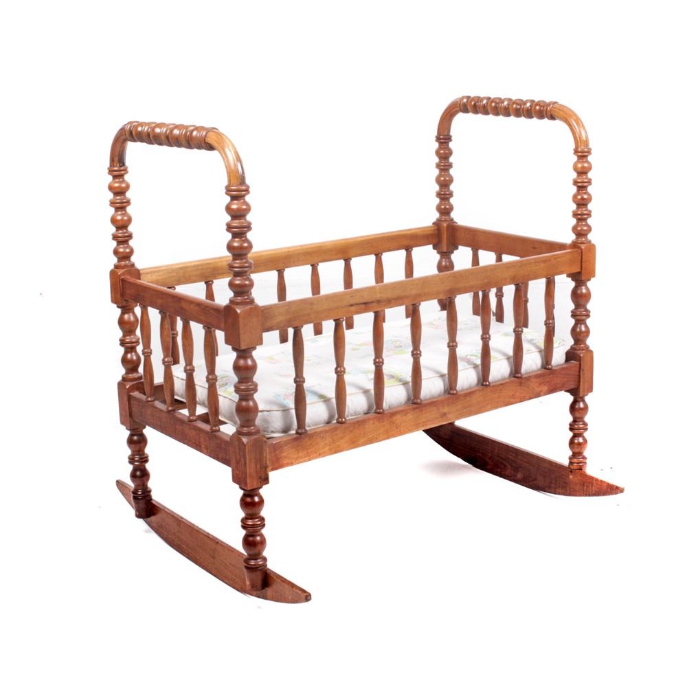 Vintage Jenny Lind Style Cradle | EBTH