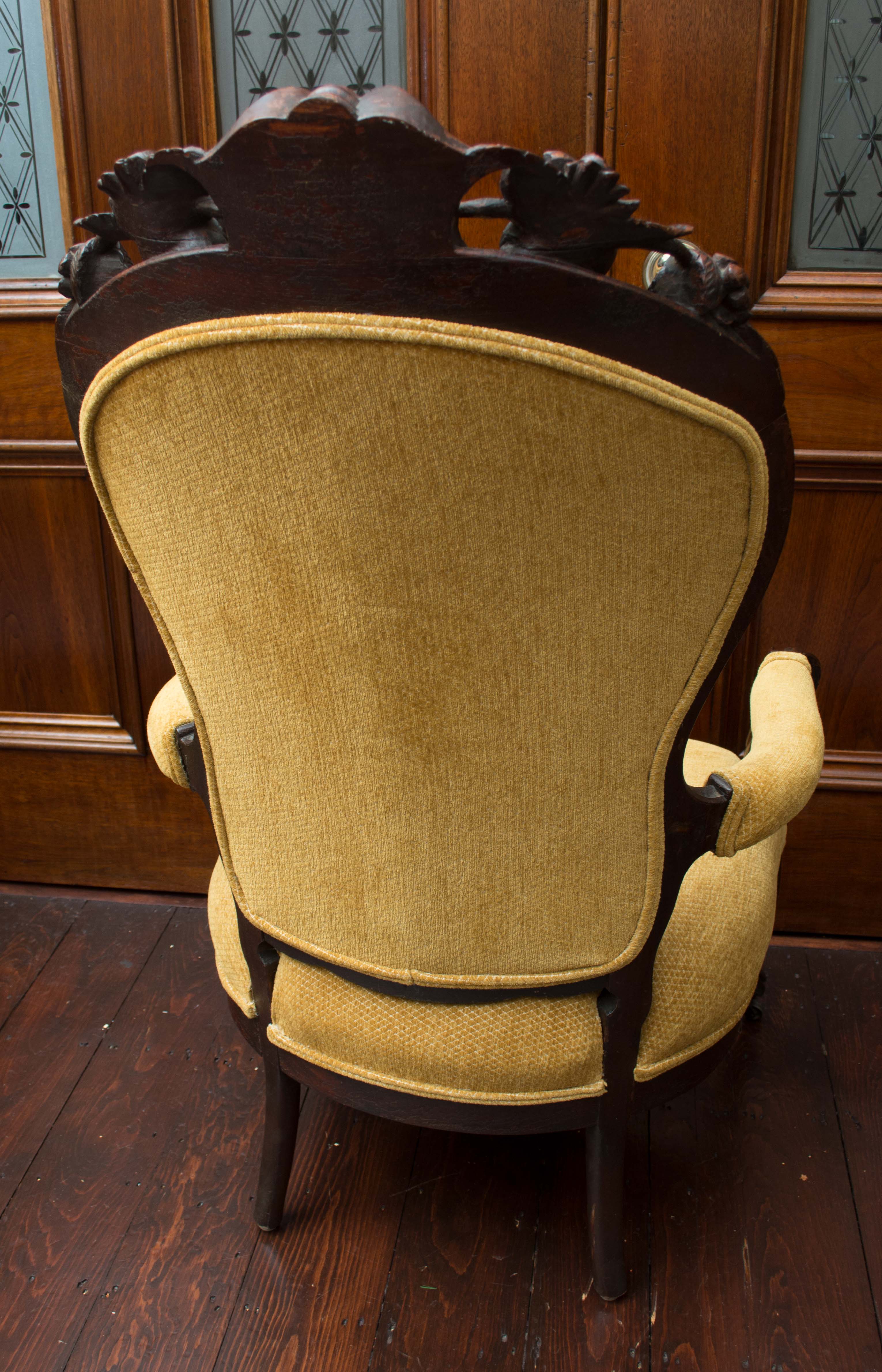 Antique American Rococo Revival Mahogany Armchair | EBTH