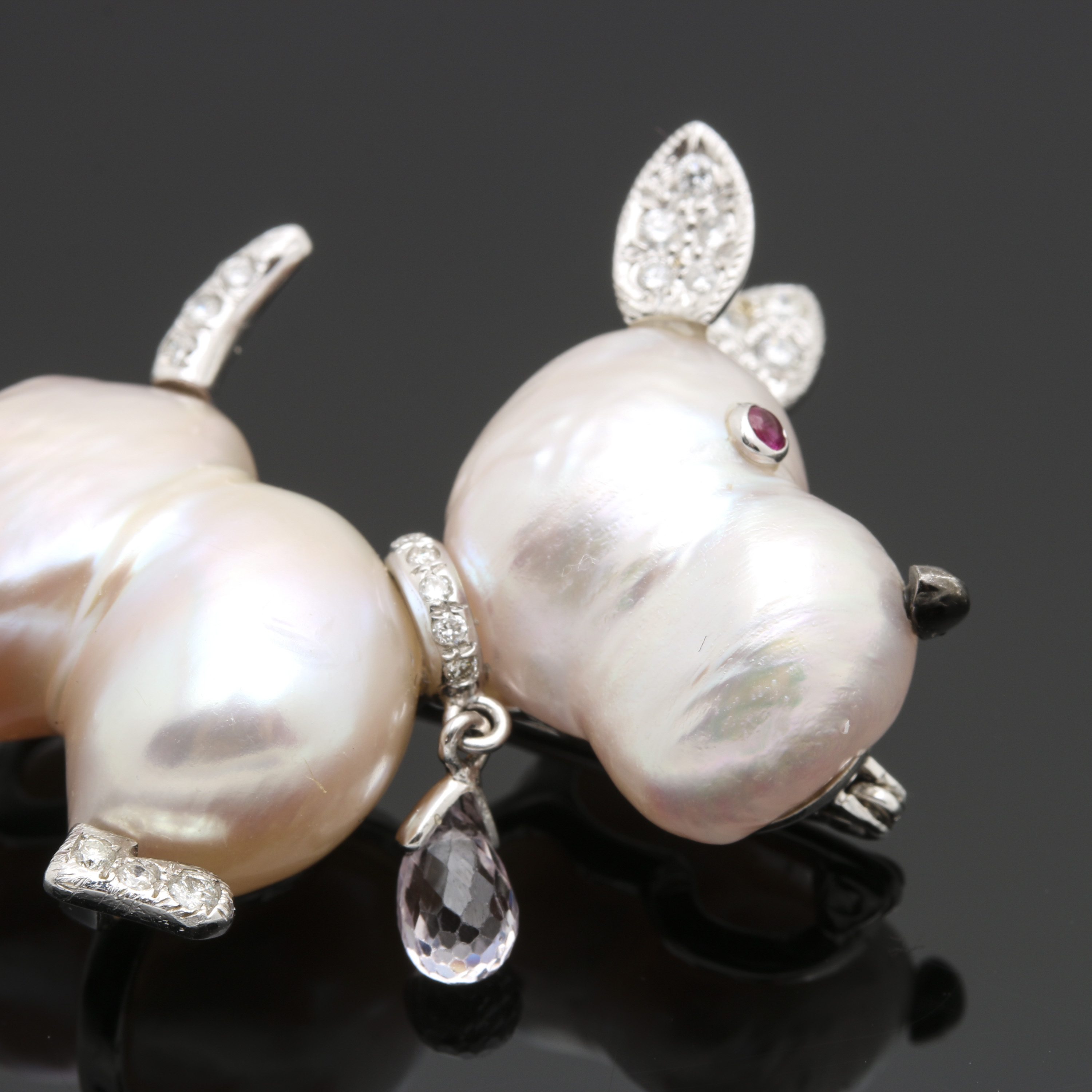 18K White Gold Gemstone and Diamond Dog Brooch | EBTH