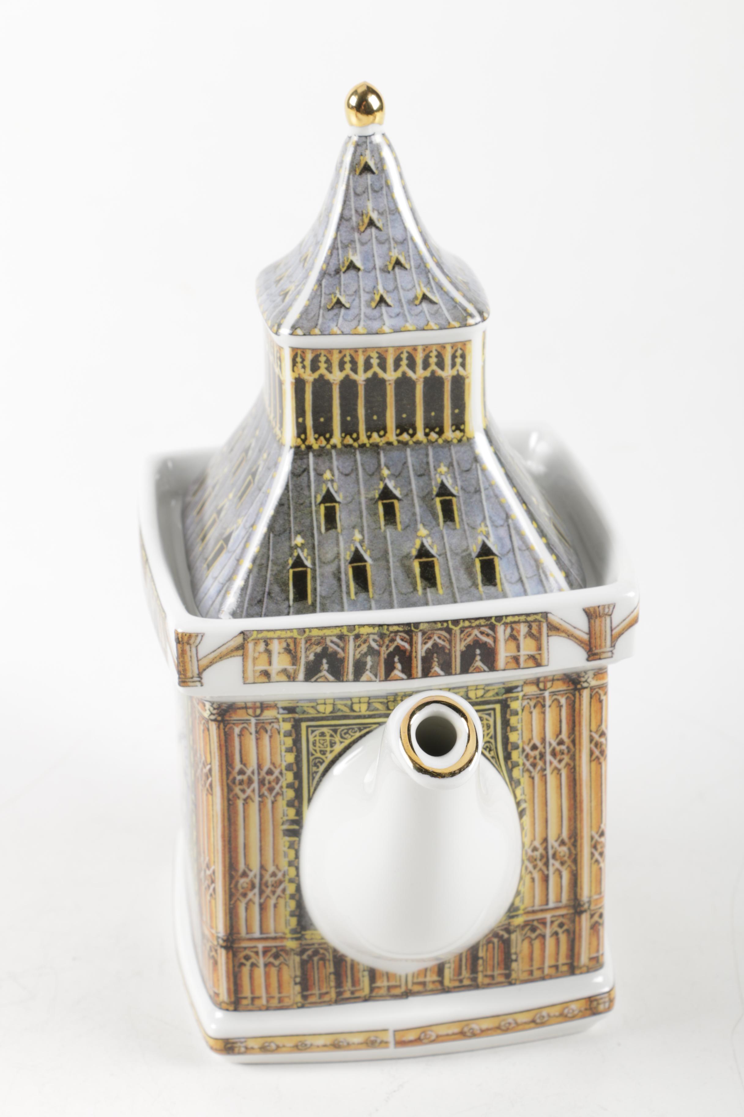 James Sadler English Teapots | EBTH