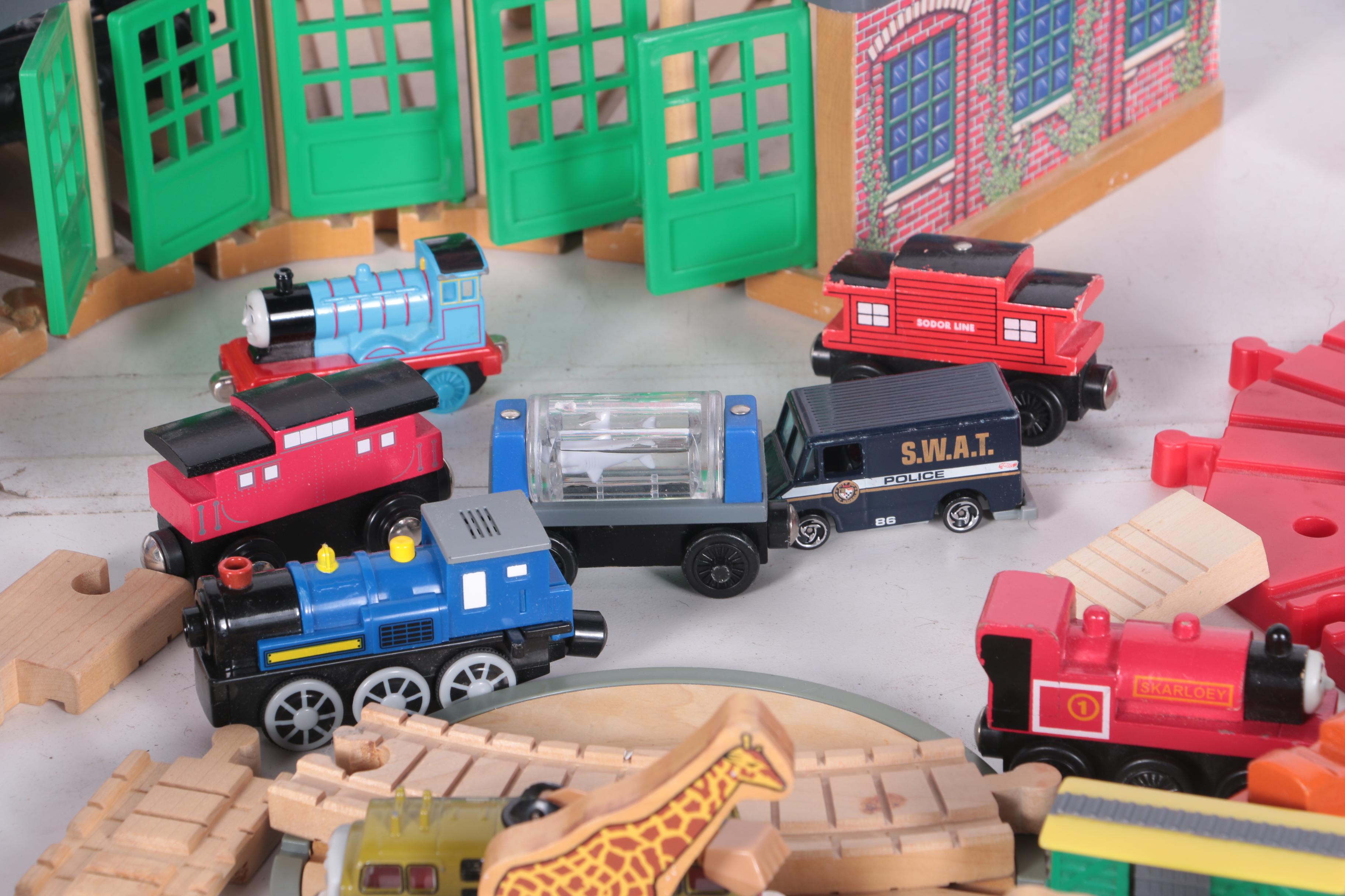 "Thomas the Tank Engine" Toy Set | EBTH