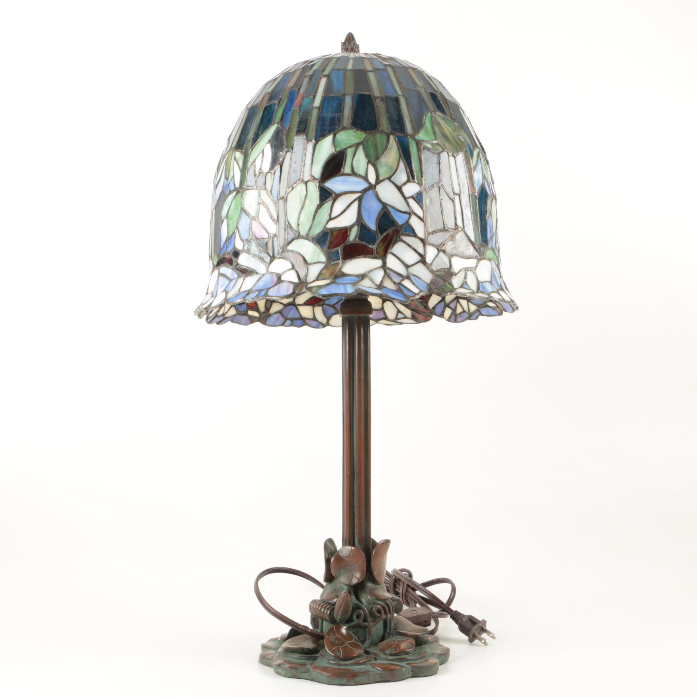 Tiffany Reproduction Bronze Tone Table Lamp With Slag Glass Shade : EBTH