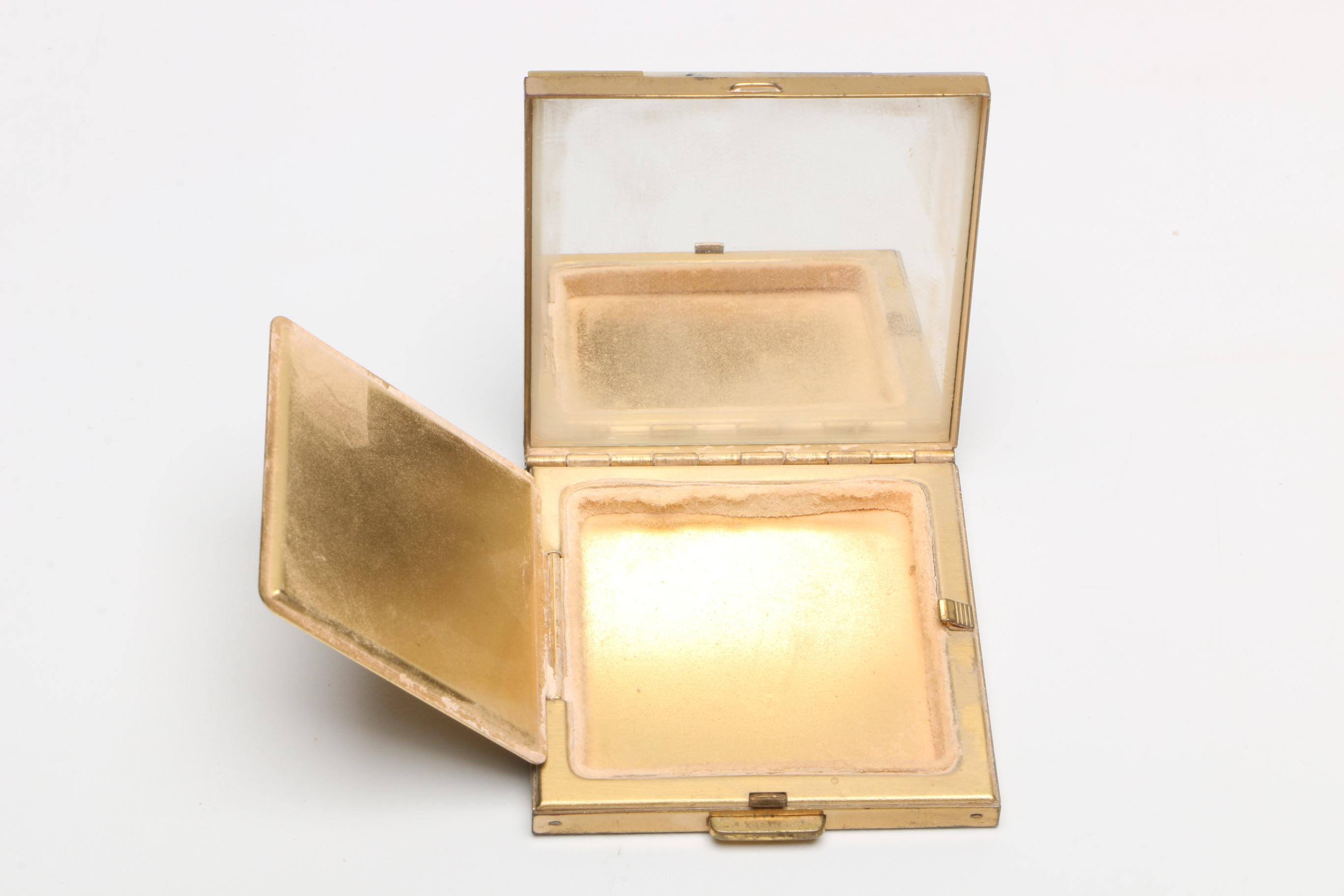 Vintage Makeup Compacts | EBTH
