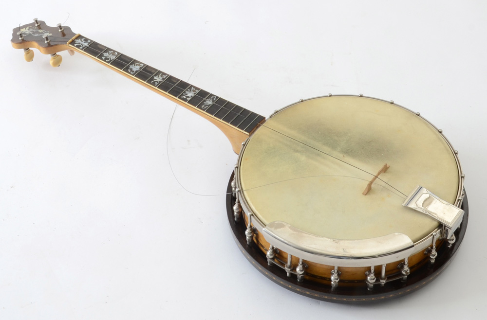 Vintage Unmarked 4-String Tenor Banjo with Case | EBTH