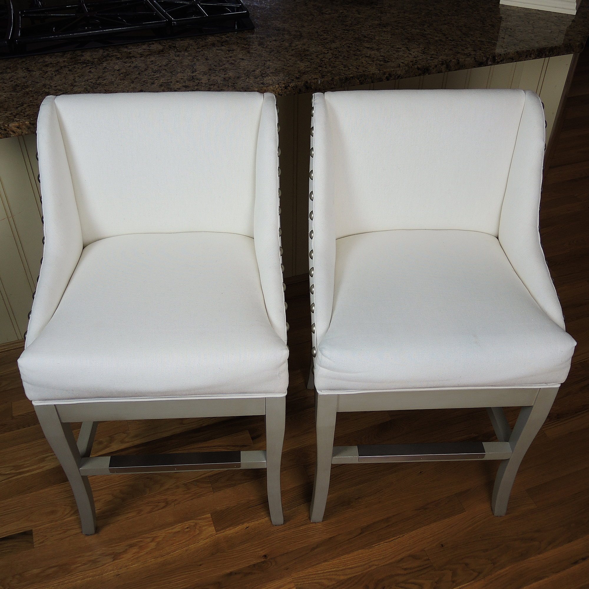 Ballard Designs Swivel Bar Stools | EBTH