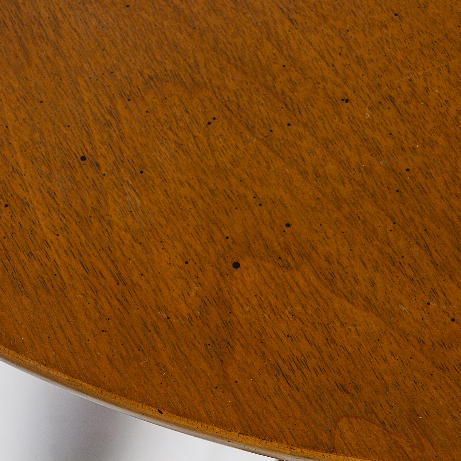 Mid Century Modern Walnut Side Table by Heritage | EBTH