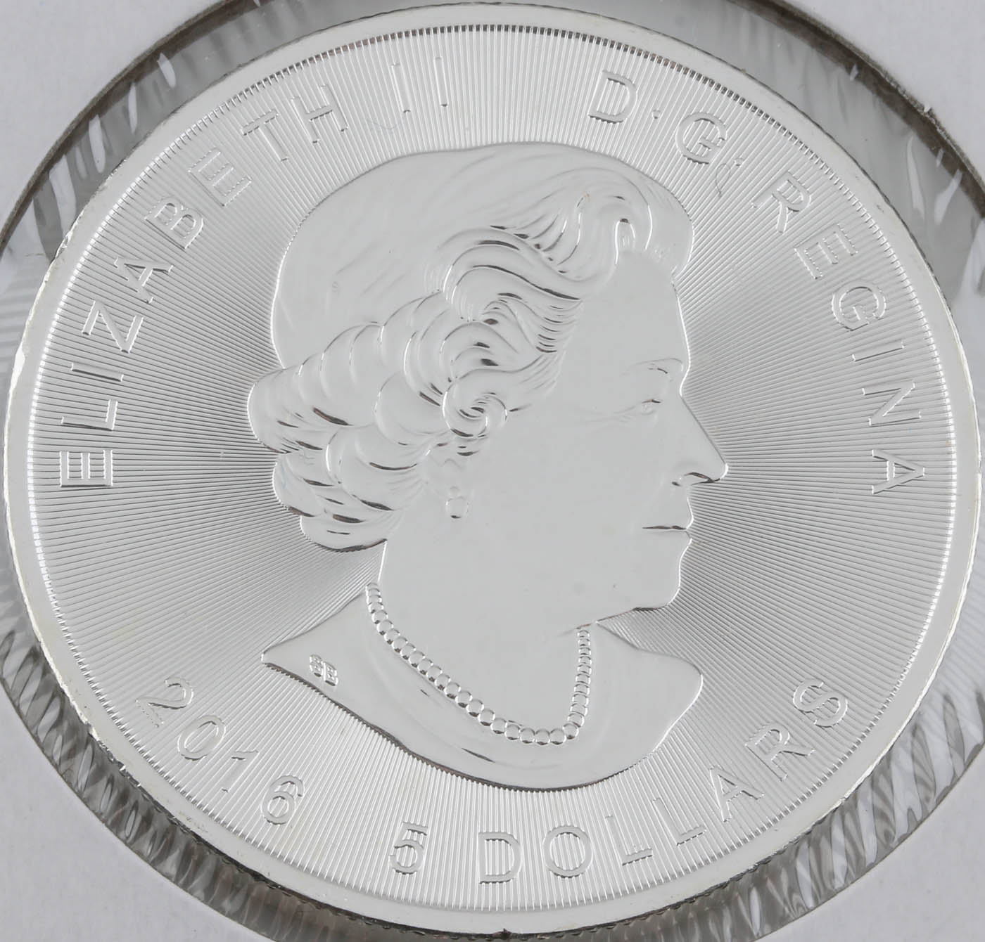 2016 Canadian $5 Silver Superman Shield Coin | EBTH