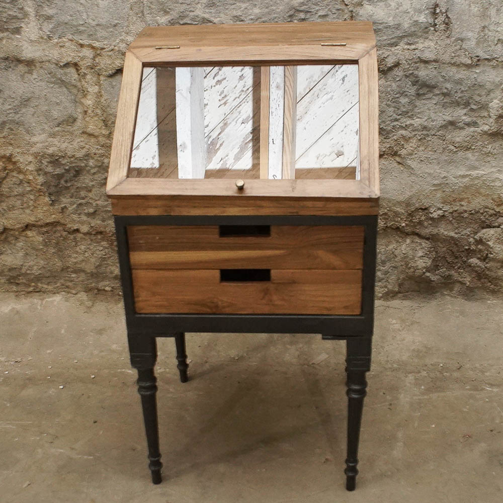 Slanted Display Cabinet | EBTH