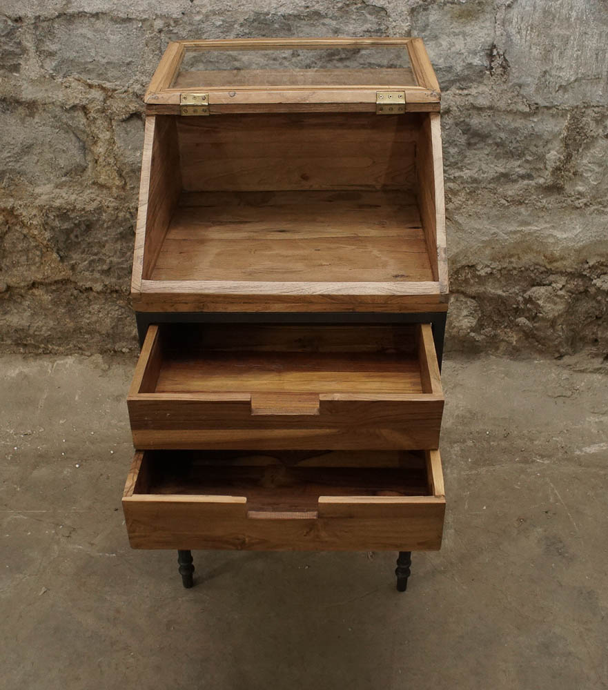 Slanted Display Cabinet | EBTH