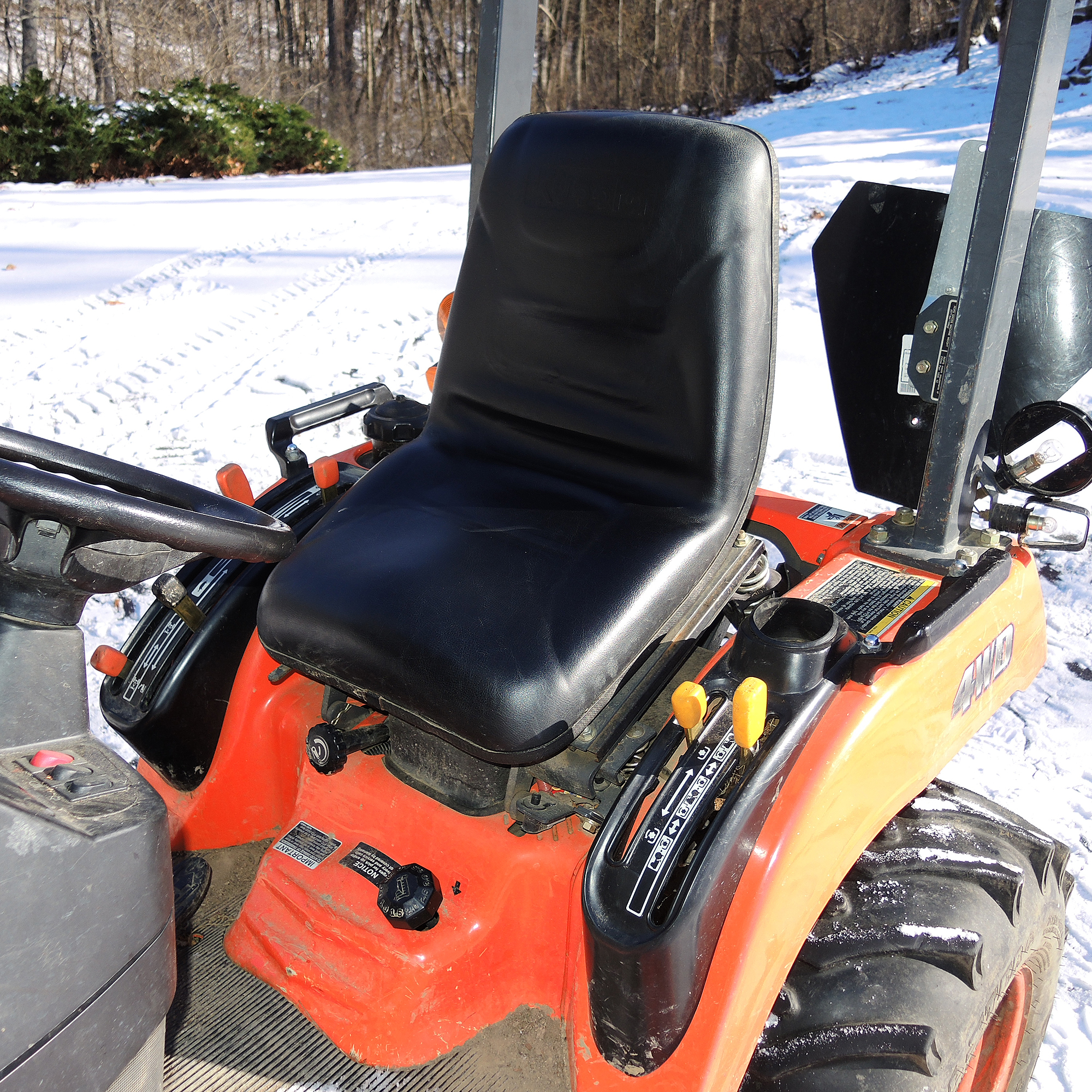 Kubota BX2230 Tractor with Front End Loader | EBTH