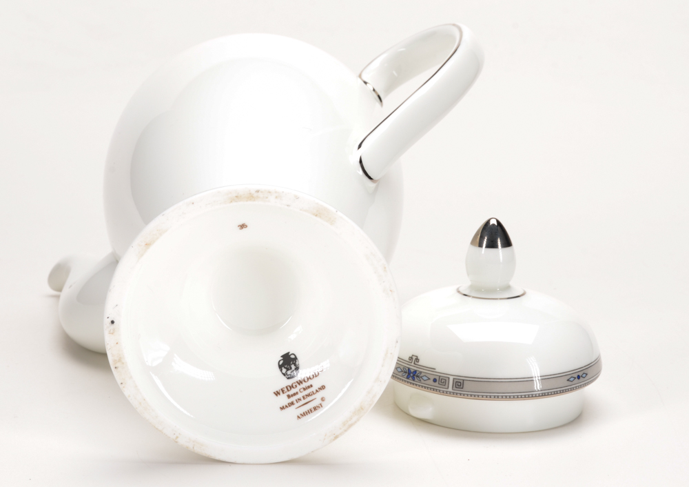 Wedgwood "Amherst" China | EBTH