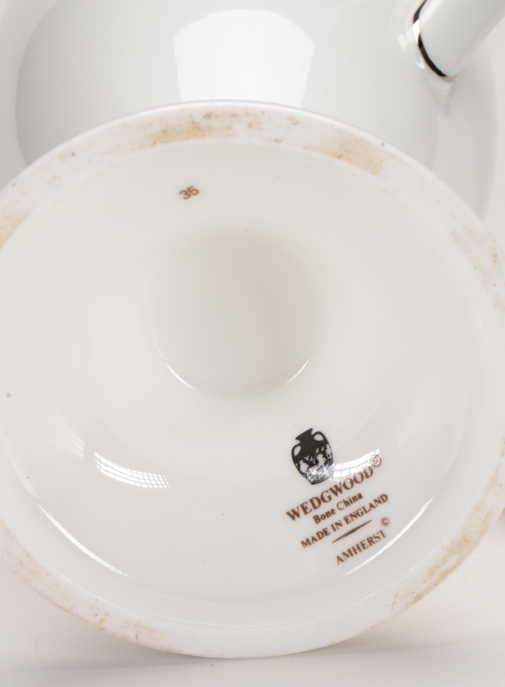 Wedgwood "Amherst" China | EBTH