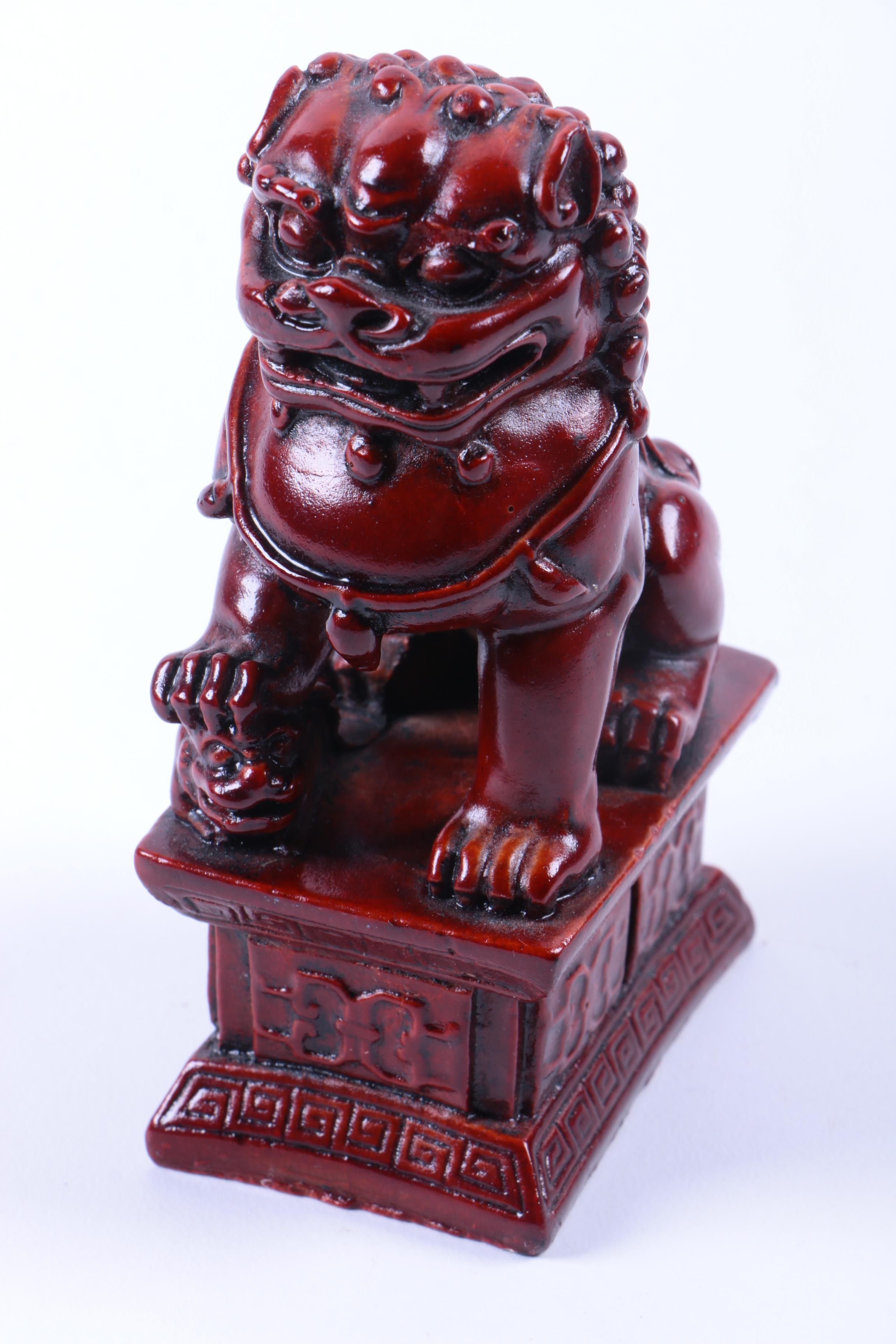 Red Asian Inspired Figurines | EBTH
