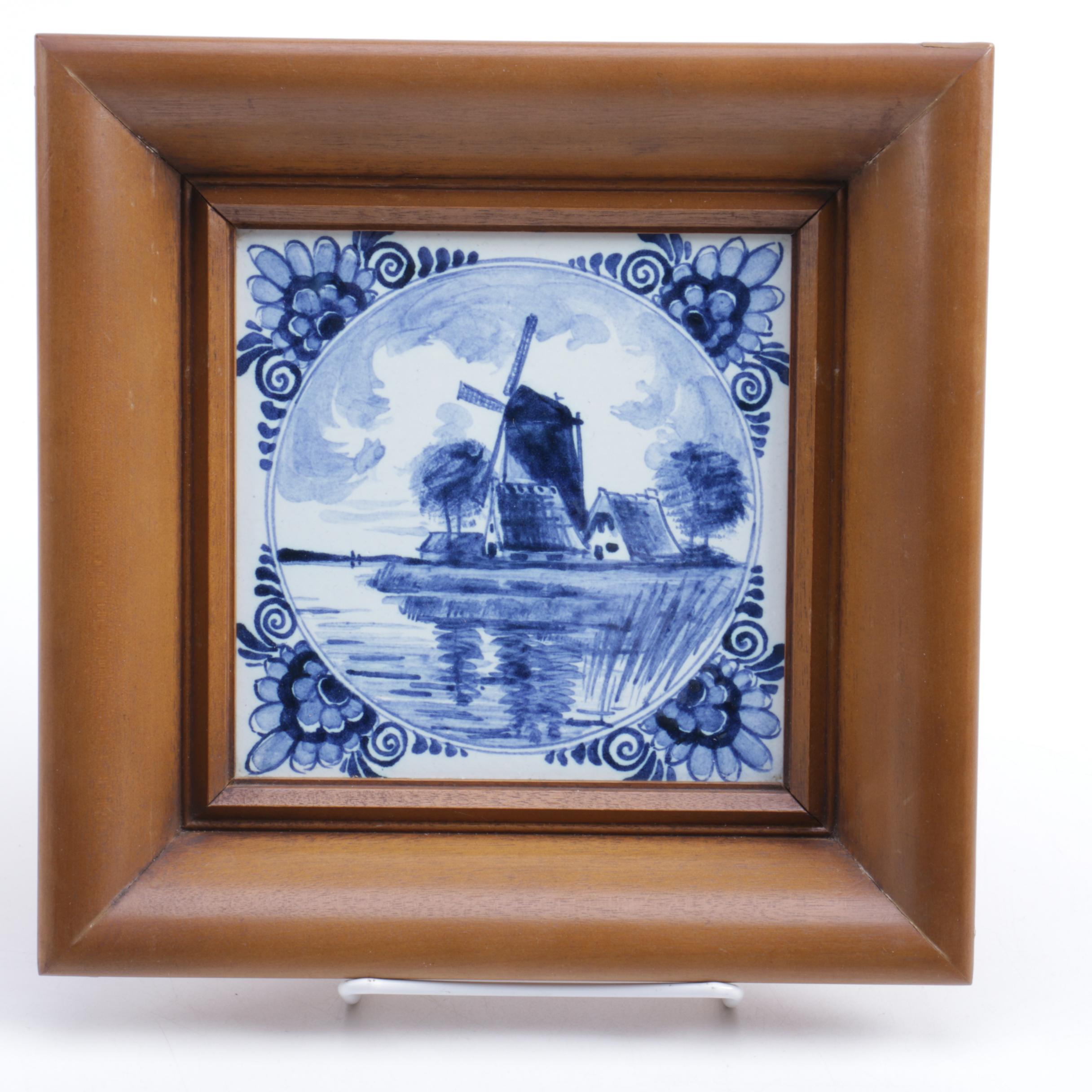 Delft Pottery Vase and Picture Frames | EBTH
