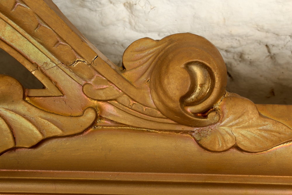 Gold Colored Neoclassical Style Decorative Cornices | EBTH