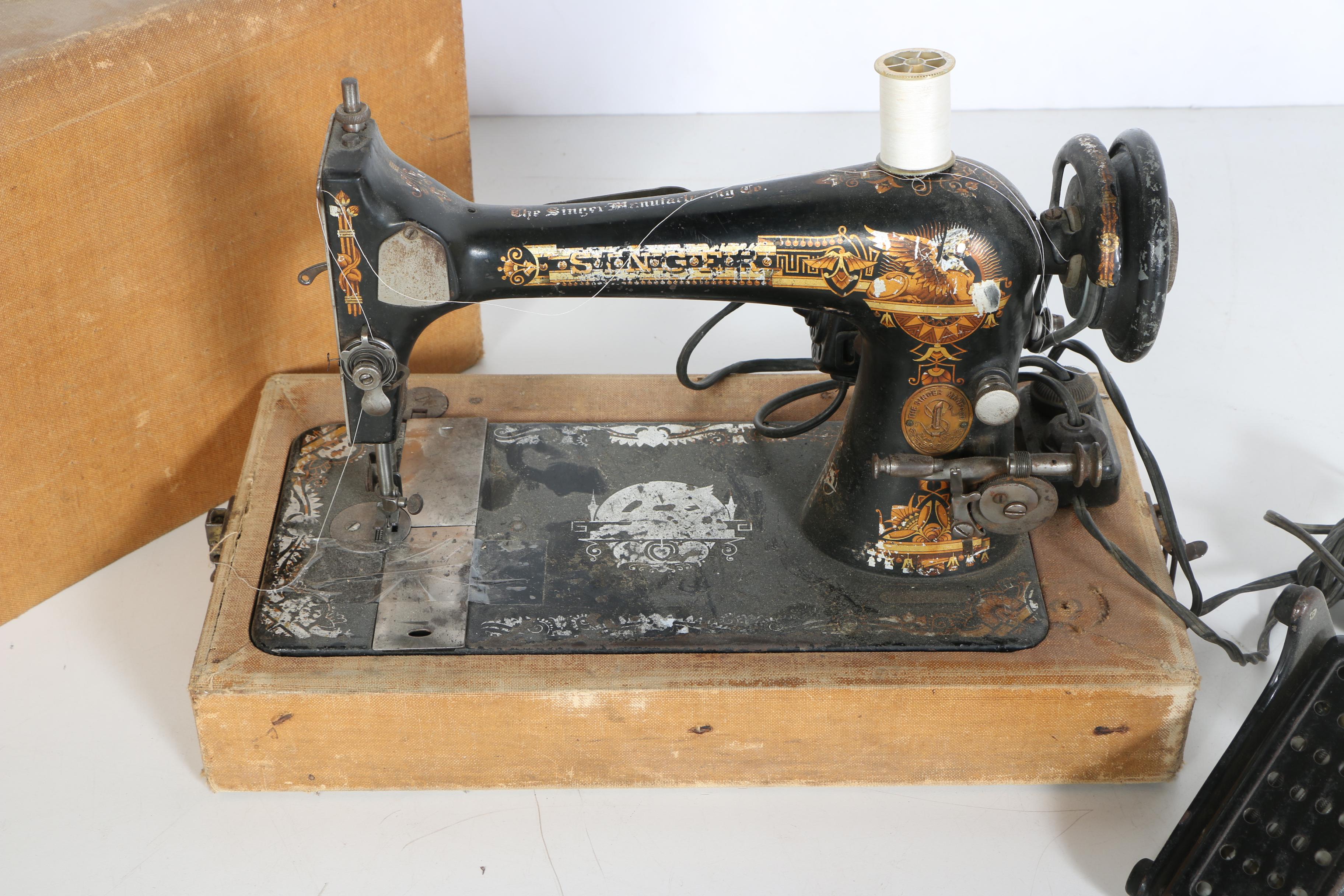 Antique Singer "Sphinx" Sewing Machine | EBTH