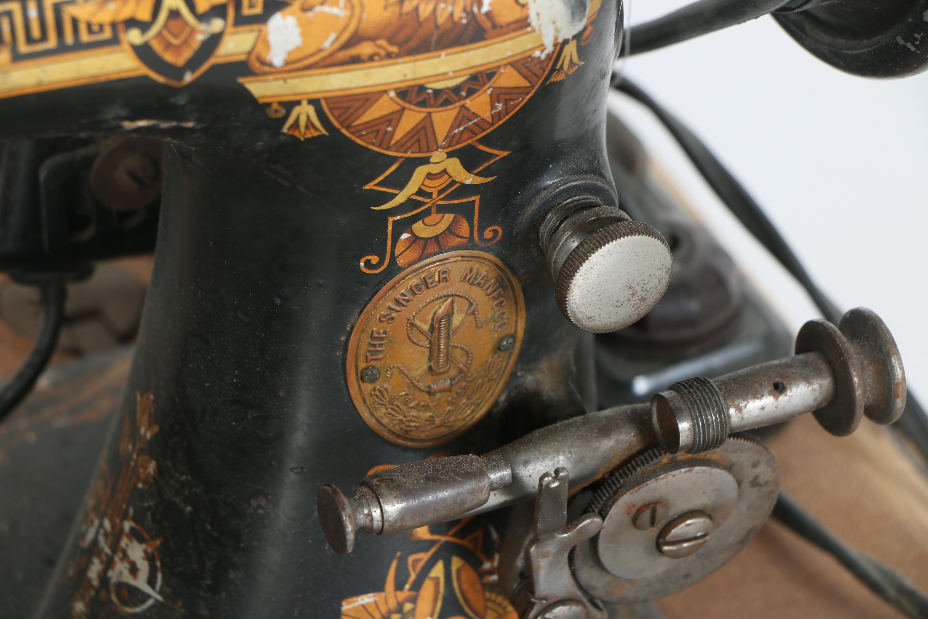 Antique Singer "Sphinx" Sewing Machine | EBTH