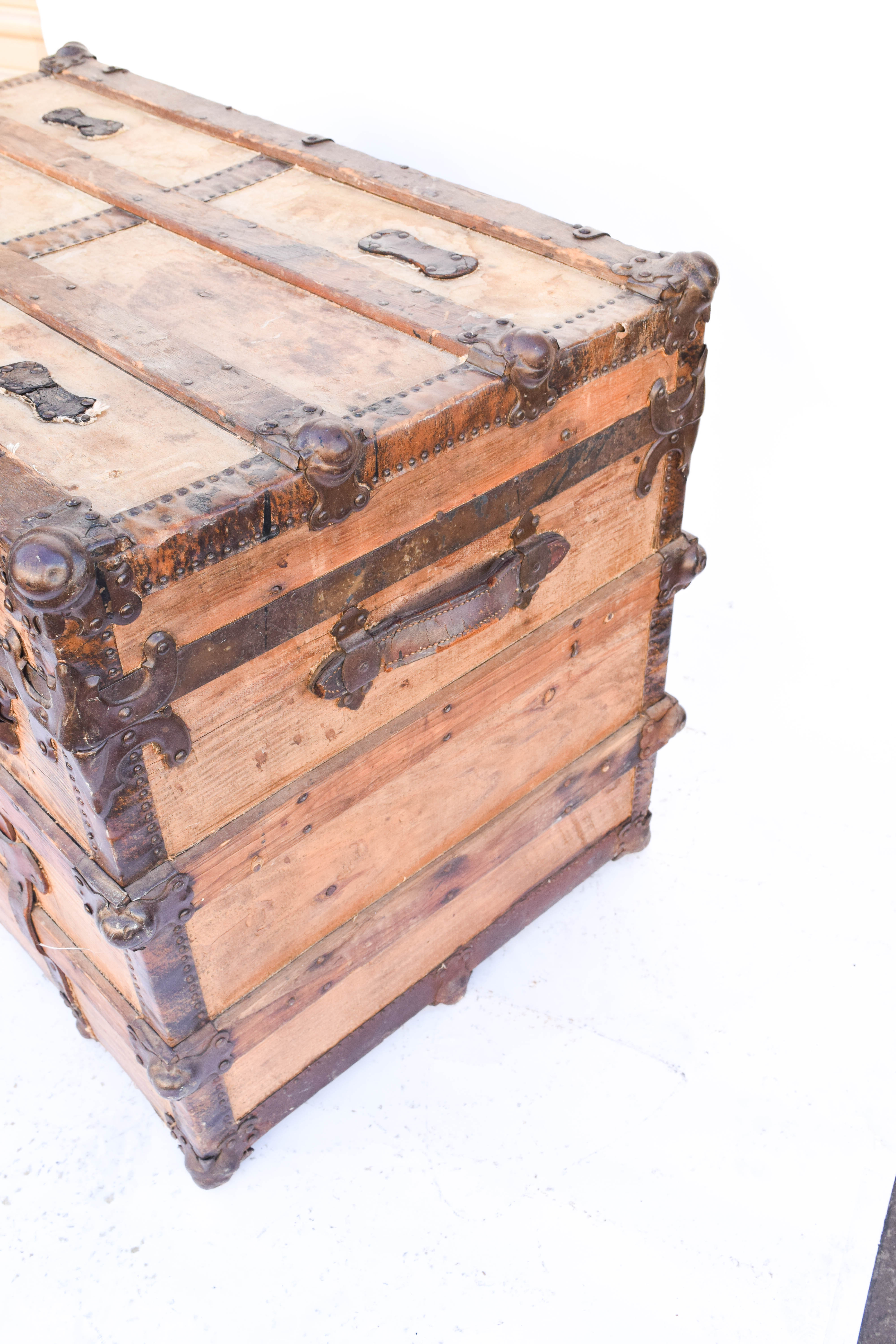 Antique Steamer Trunk | EBTH