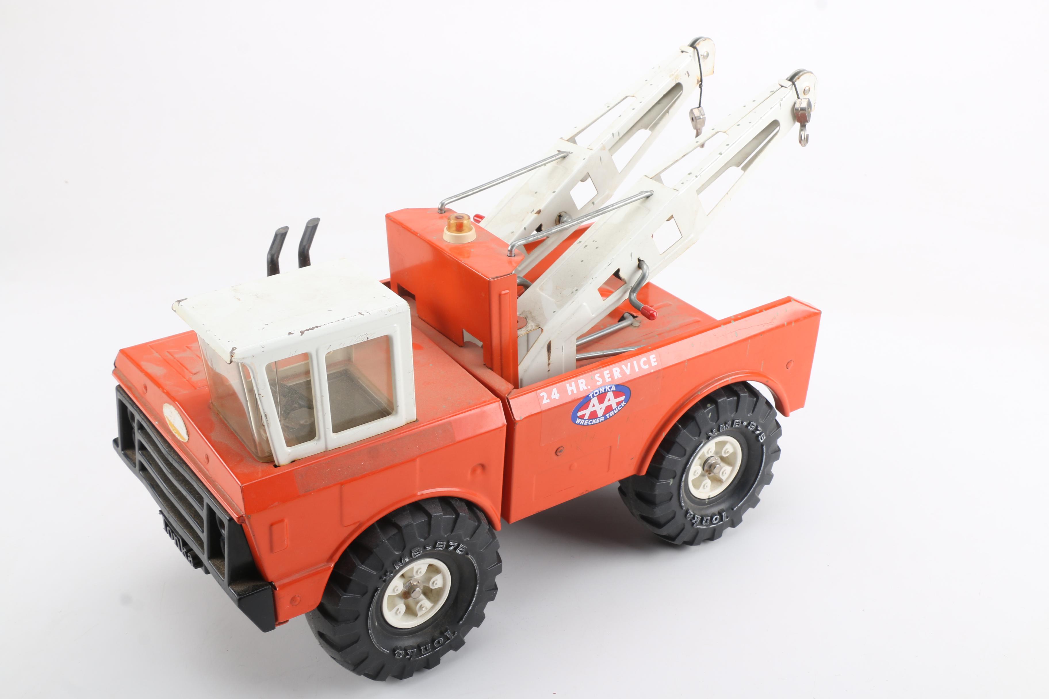 Circa 1970s Tonka Pressed Steel Wrecker Truck | EBTH