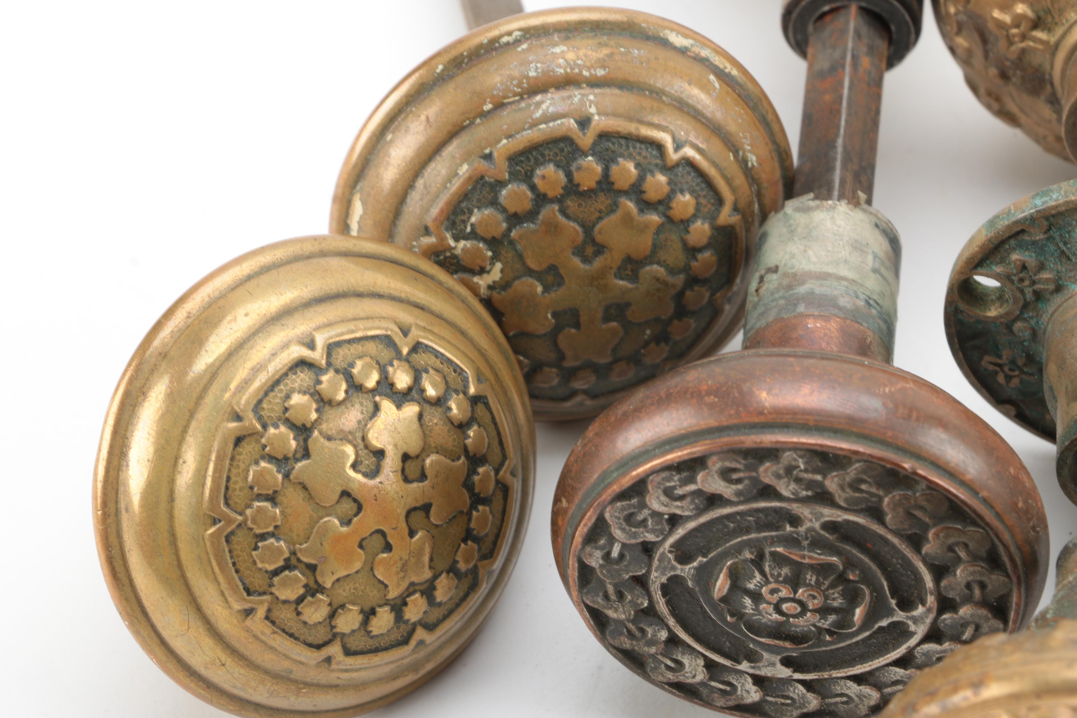 Vintage Cast Brass Door Knobs | EBTH