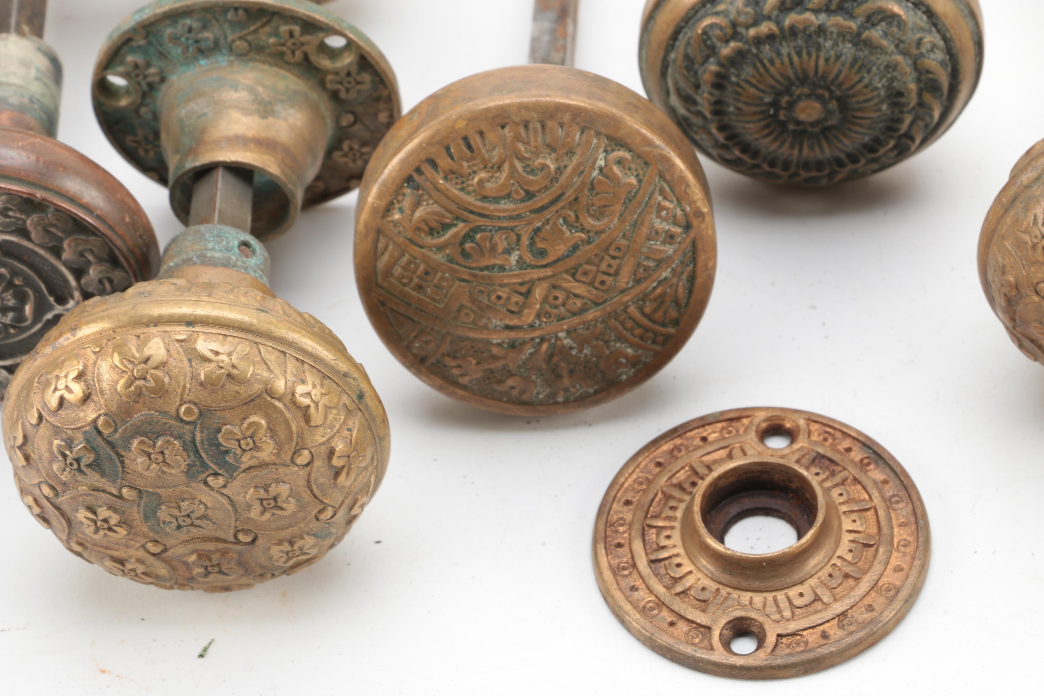 Vintage Cast Brass Door Knobs | EBTH