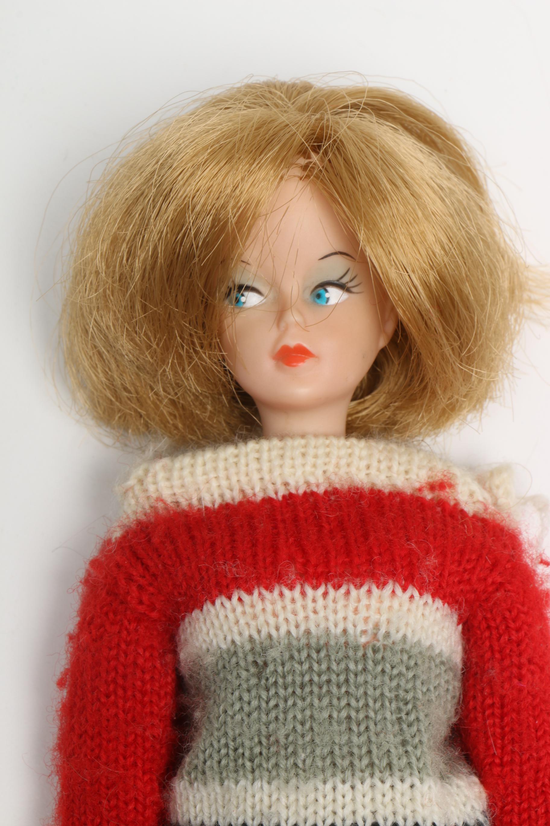 1965-67 Bendable Leg Barbie and 1964 Midge Dolls | EBTH