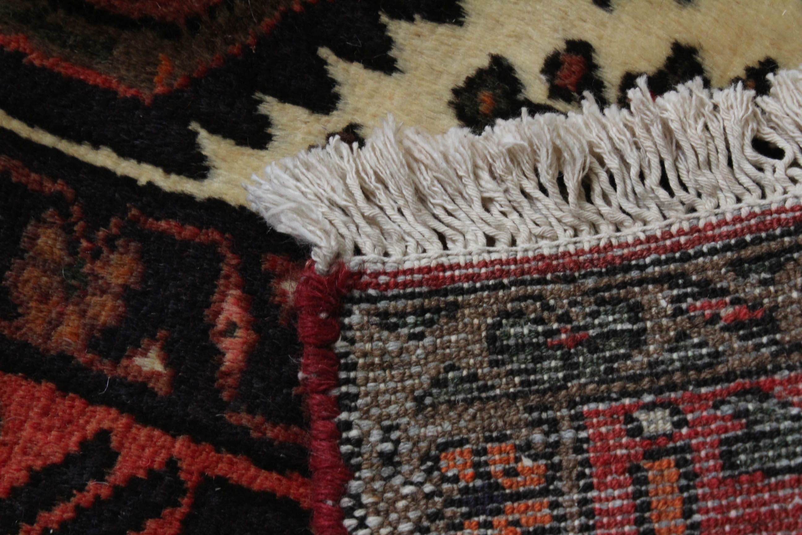 4' x 7' Fine Hand-Knotted Persian Zanjan Pictorial Rug | EBTH