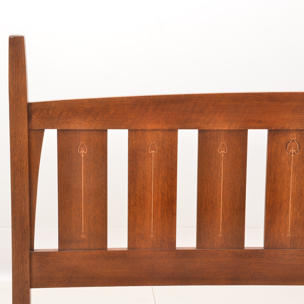 Stickley "Harvey Ellis" King Size Bed | EBTH