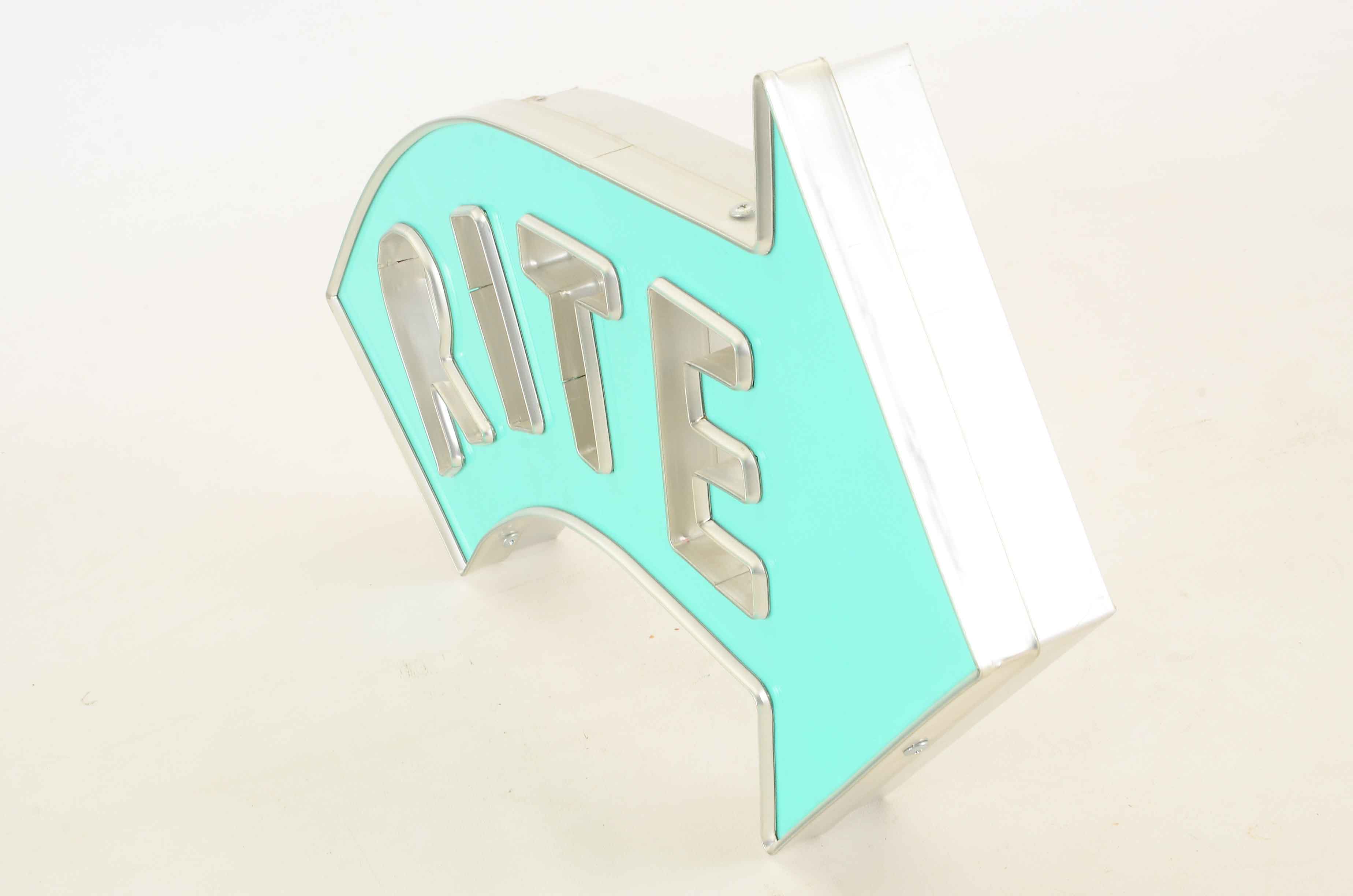 "RITE" Arrow Sign | EBTH